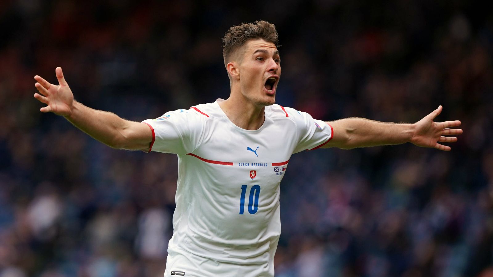 FIFA-Puskas-Award: Bayer Leverkusens Patrik Schick im Finale | Fußball ...