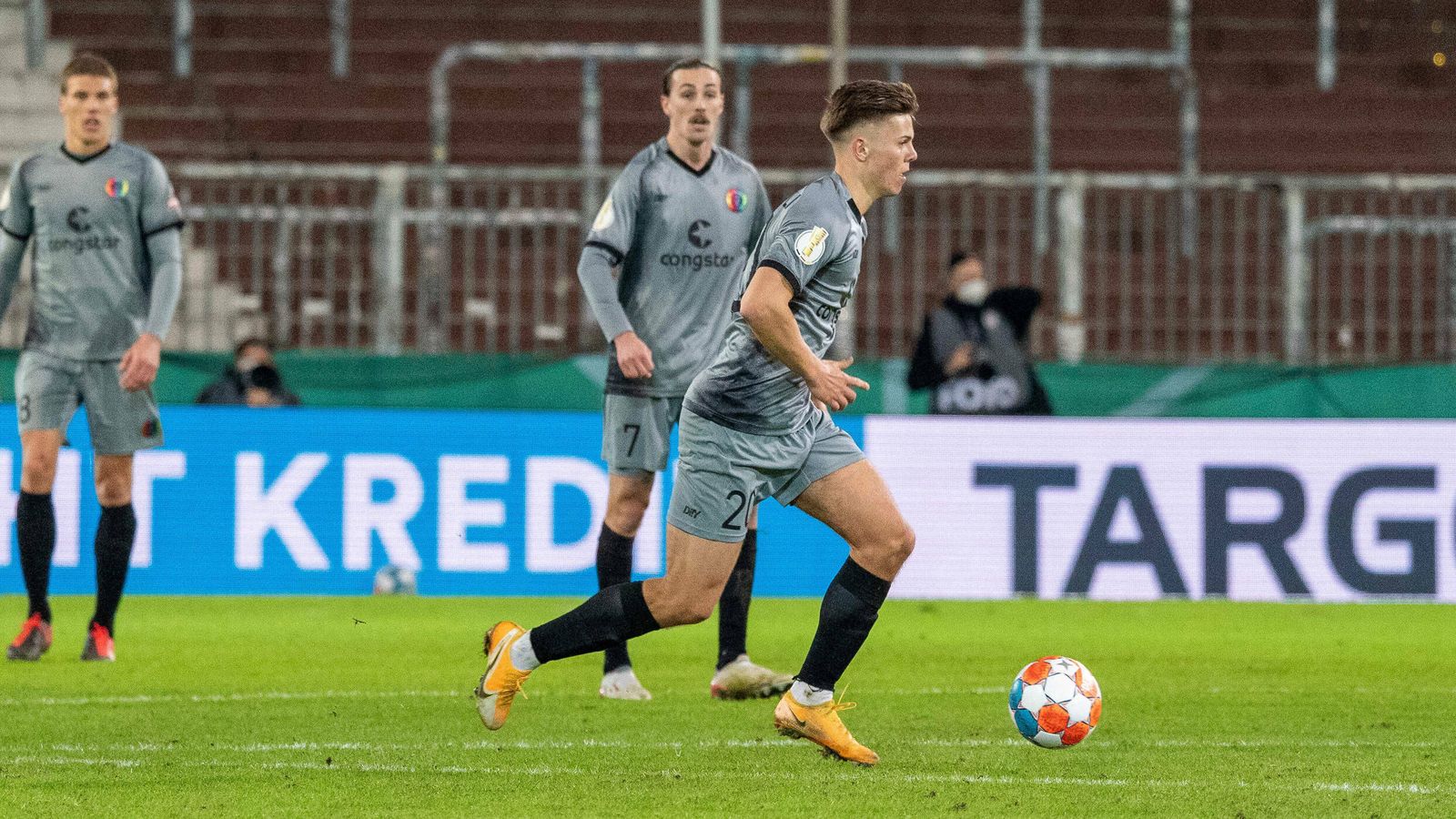 Bundesliga Transfer News: Pauli-Talent Becker im Sommer nach Hoffenheim ...