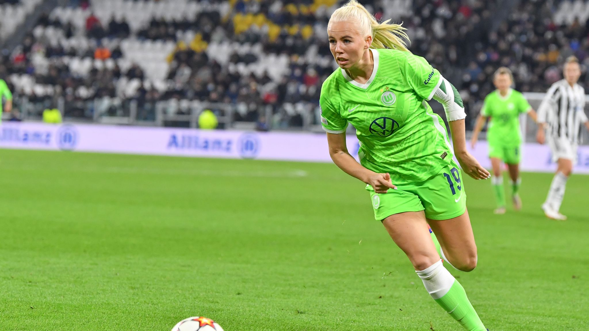 Frauen-Bundesliga: VfL Wolfsburg verliert Sofie Svava an Real Madrid ...