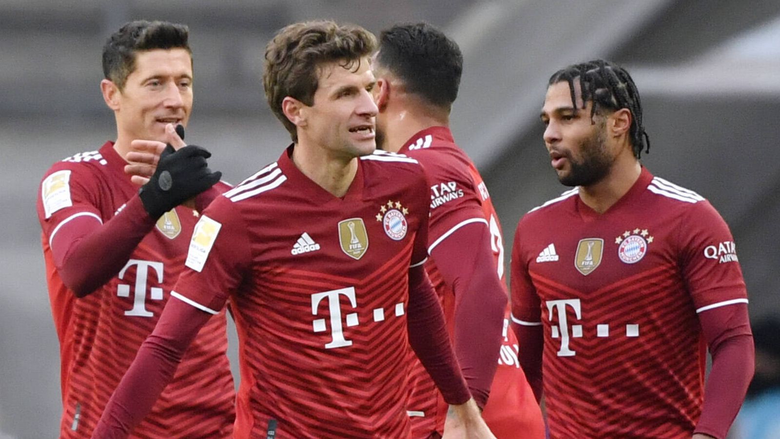 FC Bayern Transfer News: Neuer, Lewandowski, Müller & Gnabry im Fokus ...