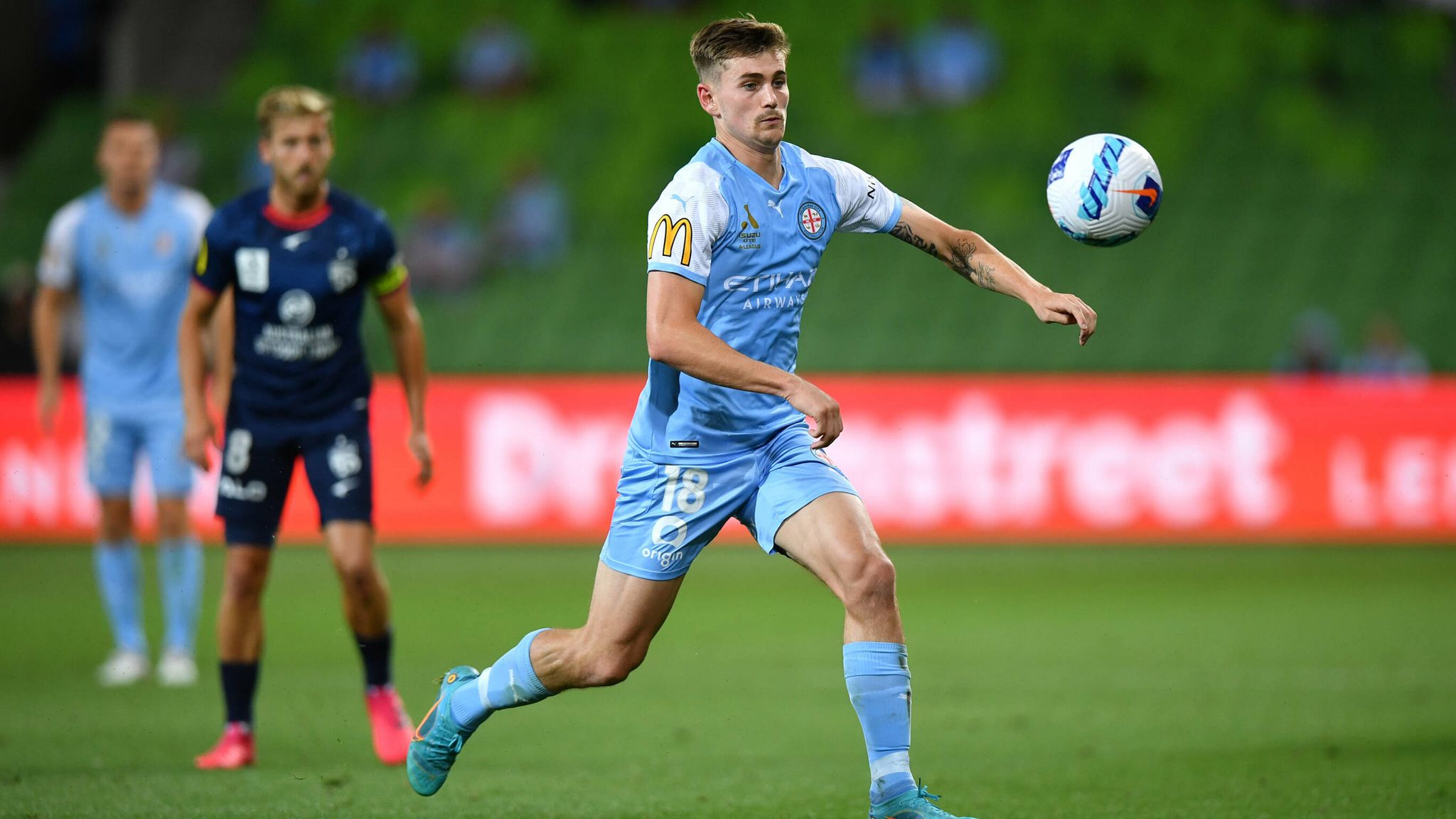 St. Pauli Transfer News: St. Pauli verpflichtet Connor Metcalfe ...