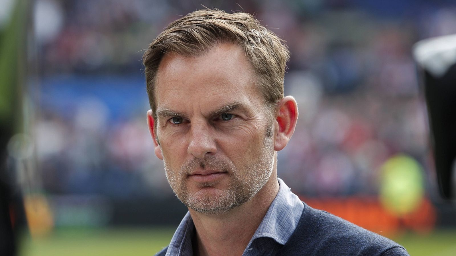 WM Katar News: Ronald de Boer will nichts von 6500 toten Arbeitern ...