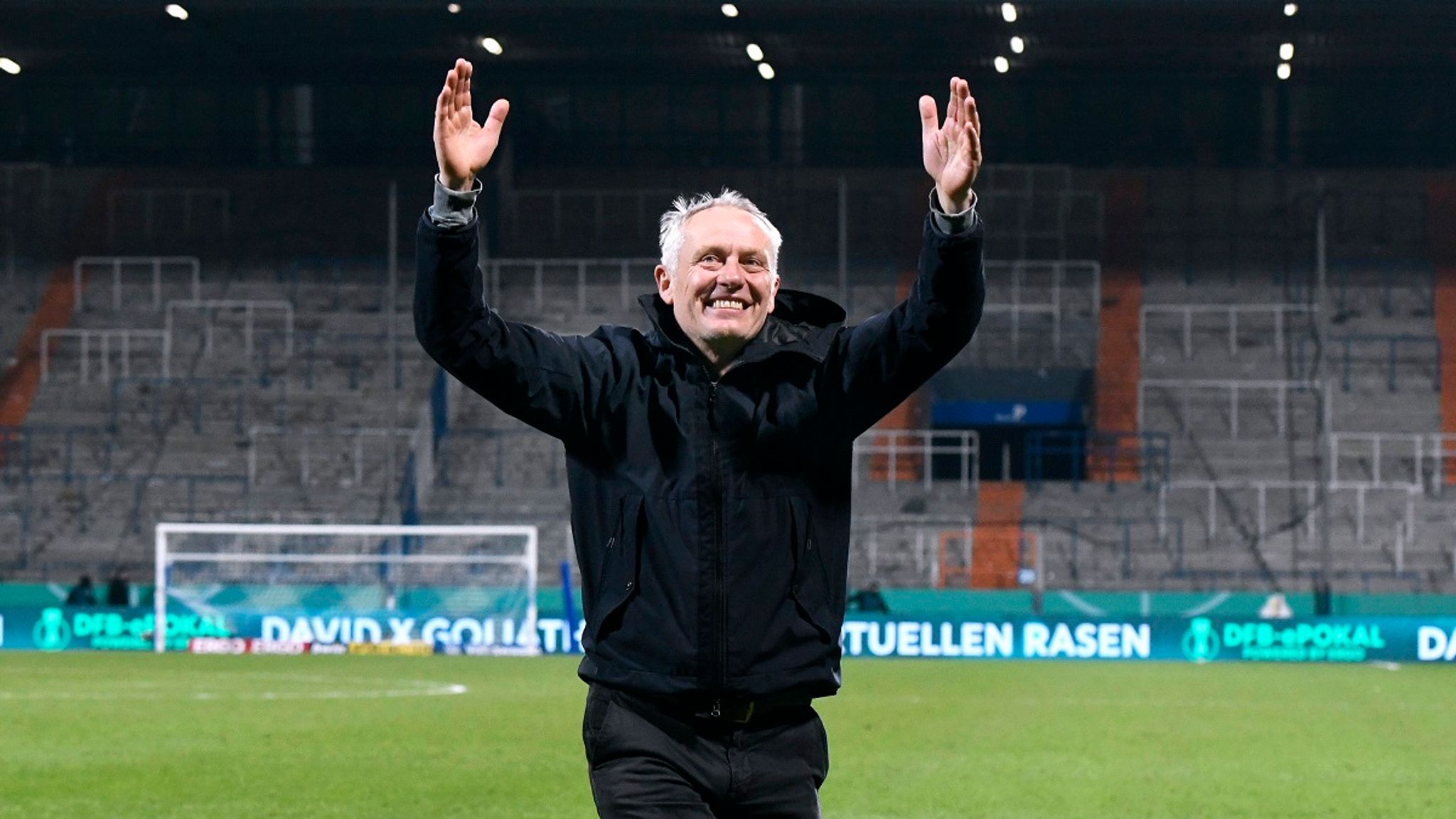 Bundesliga News: SC Freiburg verlängert mit Christian Streich | Fußball ...