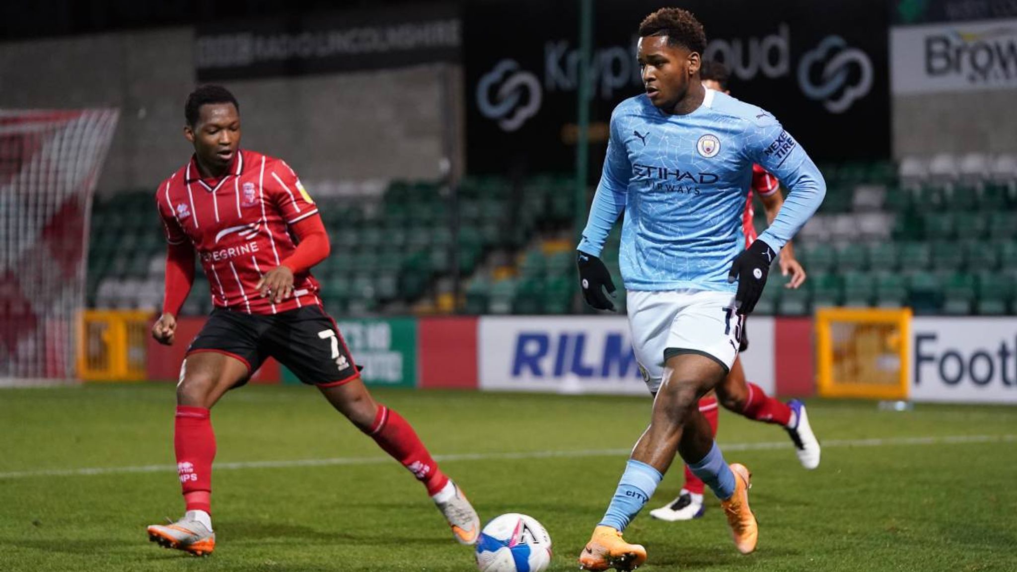 Transfer News: BVB holt Jayden Braaf von Manchester City - Update ...