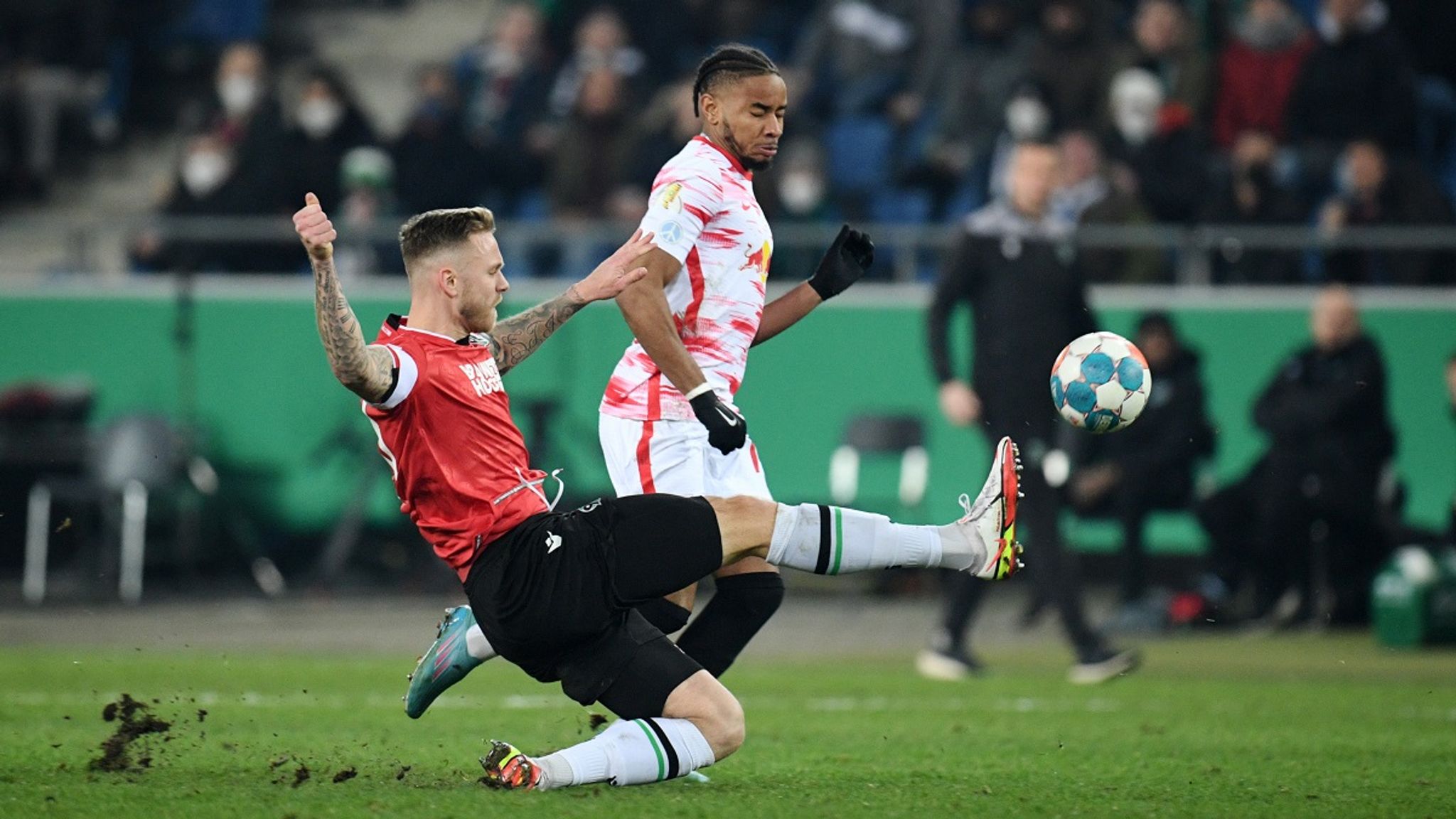 Transfer News: Karlsruher SC verpflichtet Marcel Franke von Hannover 96 ...