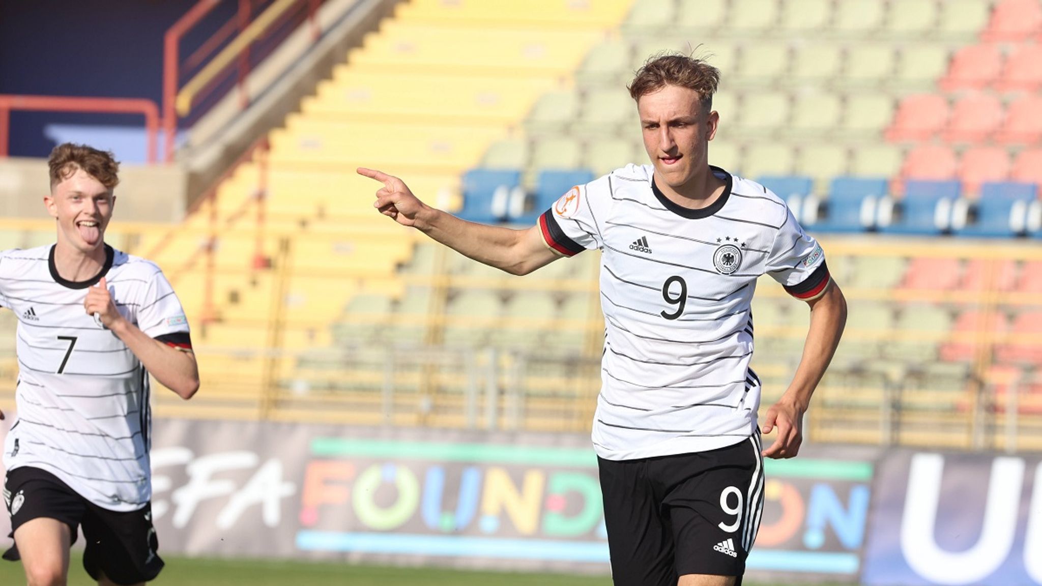 U17 Fußball: Junioren mit guten Aussichten auf EM-Viertelfinale ...