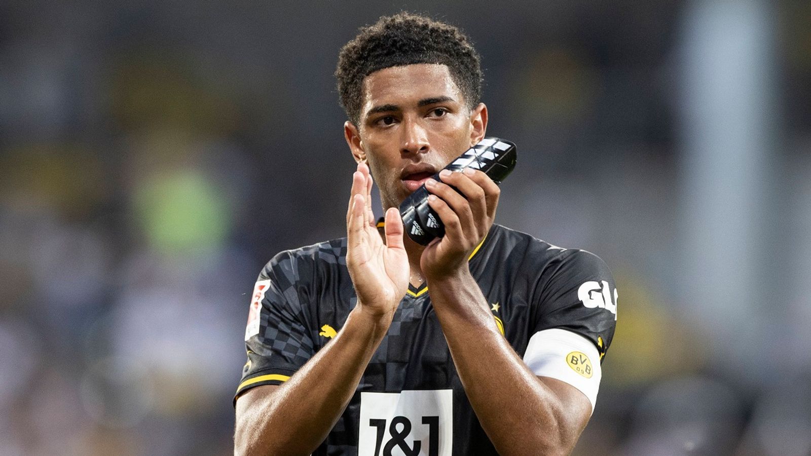 Jude Bellingham beim BVB dritter Kapitän und auf dem Transfermarkt ...