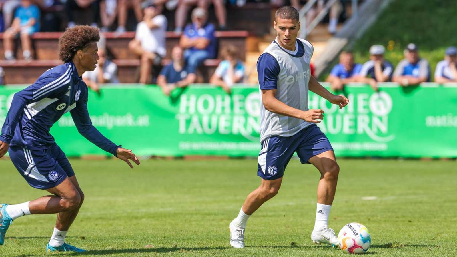 FC Schalke 04: S04 verleiht Can Bozdogan nach Utrecht | Fußball News ...