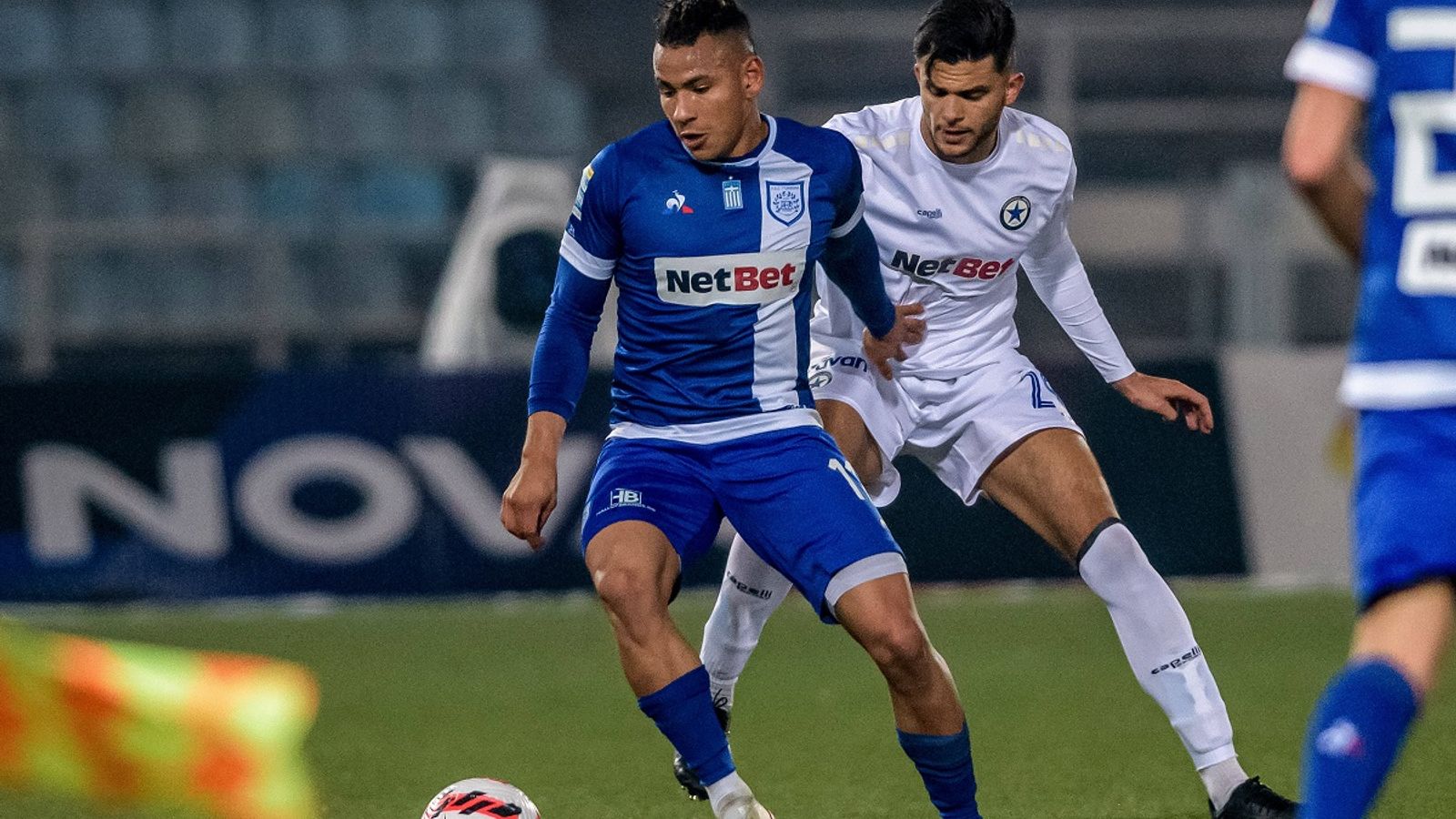 Transfer News: VfB Stuttgart verpflichtet Stürmer Perea aus ...