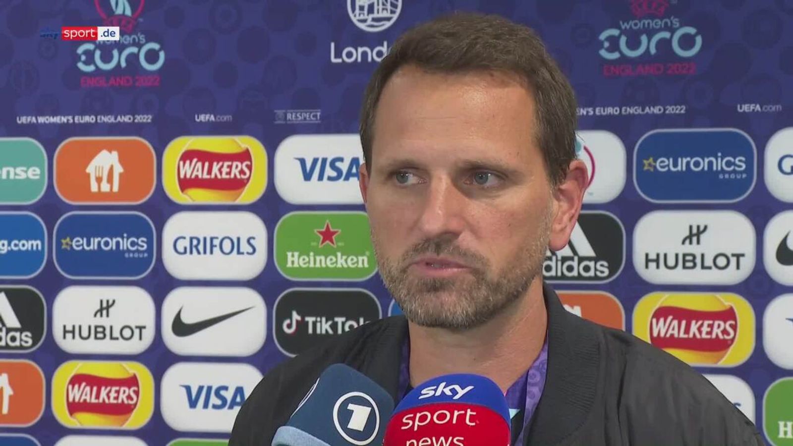 DFB: Joti Chatzialexiou nach dem verlorenen EM-Finale. | Fußball News | Sky Sport