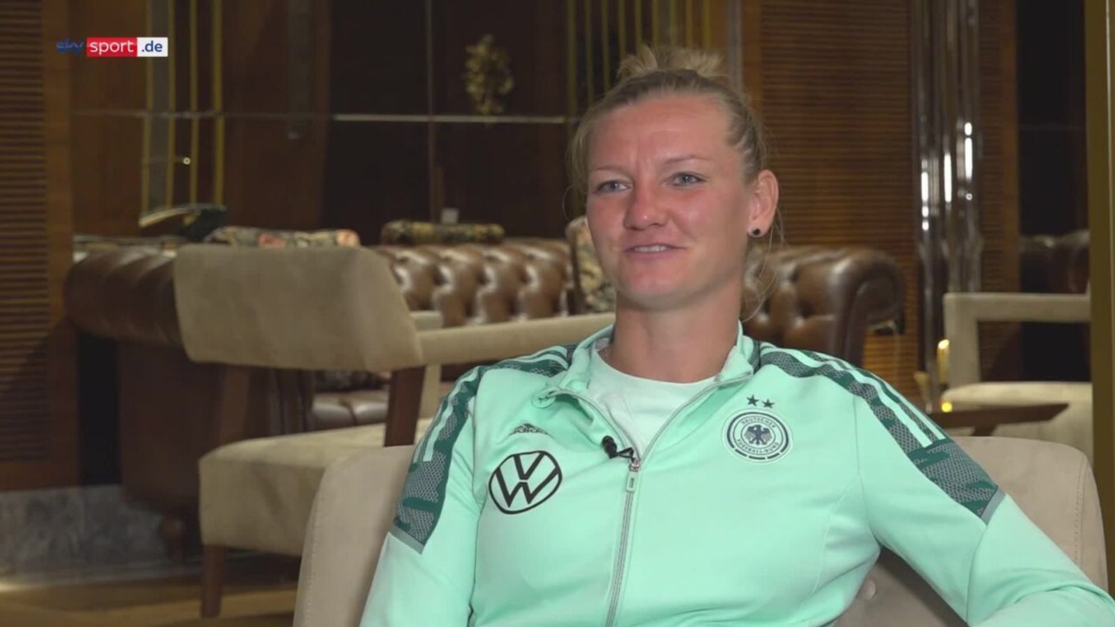 Frauen-Fußball: Alex Popp über DFB-Karriereende, das verpasste EM ...