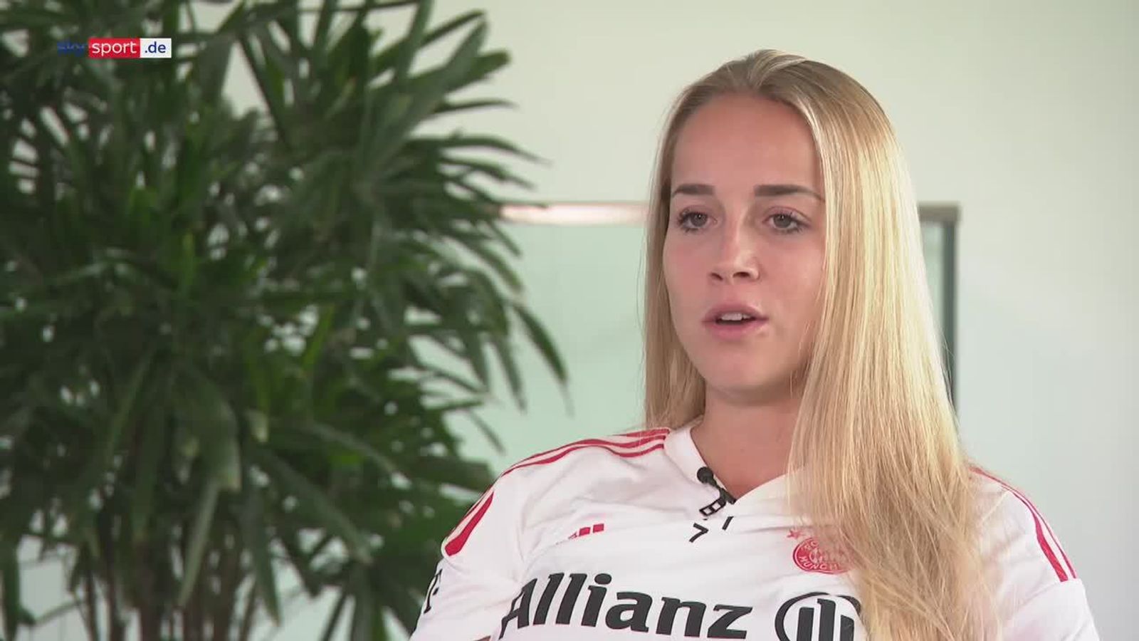 FC Bayern: FCB-Star Giulia Gwinn über ihre Verletzungspause & die verpassten Quali-Spiele ...