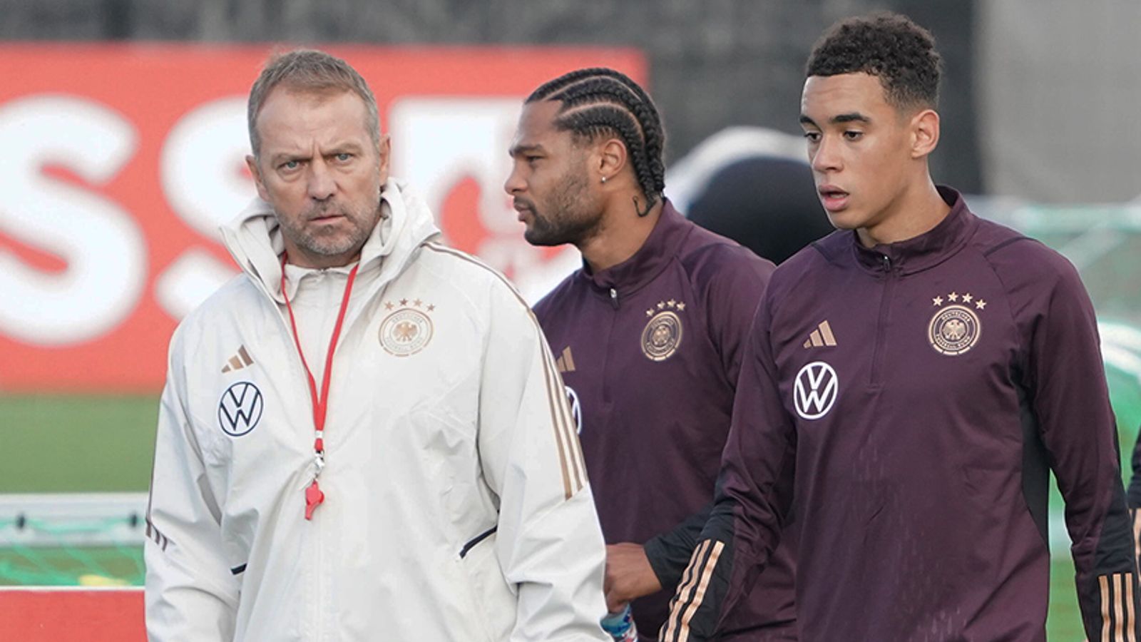 DFB-Team Voting: Eure Deutschland-Startelf für die WM in Katar ...