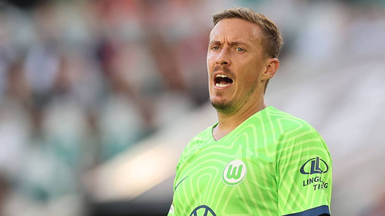 VfL Wolfsburg: Max Kruse verletzt sich im Training | Fußball News | Sky ...