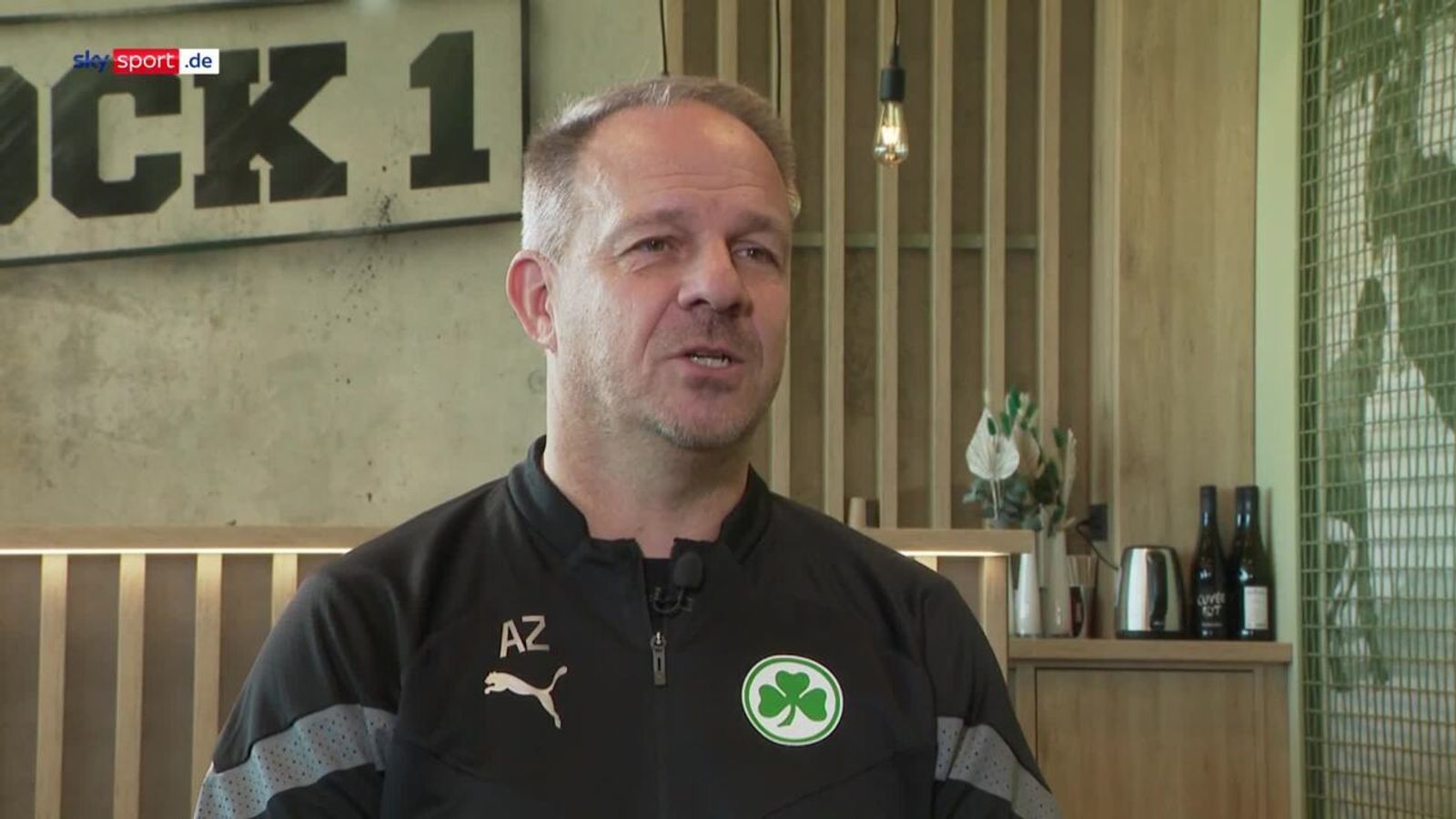 Fürth: Alexander Zorniger im exklusiven Interview mit Sky Sport ...