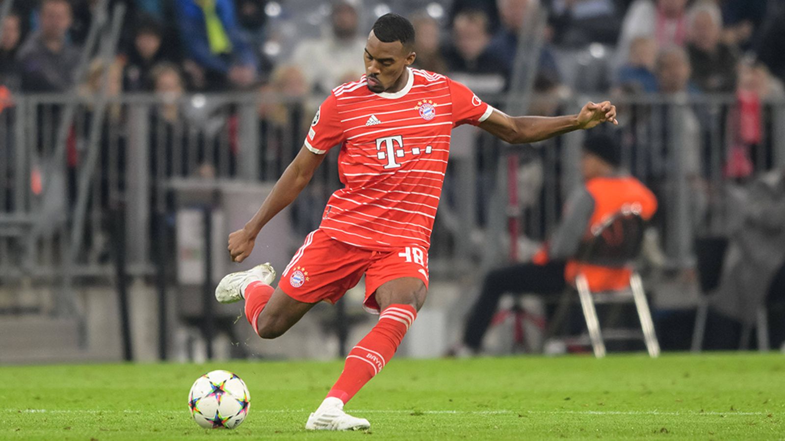 Kingsley Coman kurz vor Wechsel vom FC Bayern zu Al-Nassr | Transfer ...