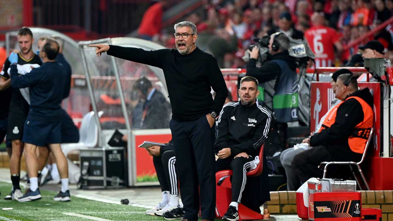 Union Berlin: Trainer Urs Fischer bei Malmö nun doch auf der Bank ...