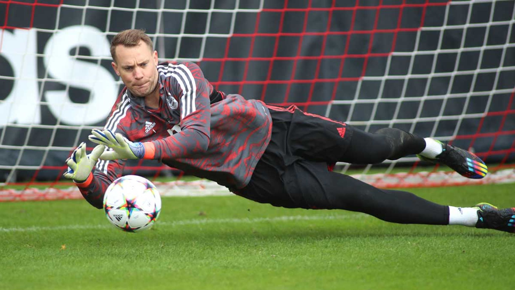 FC Bayern München: So ist der Stand bei Manuel Neuer | Fußball News ...