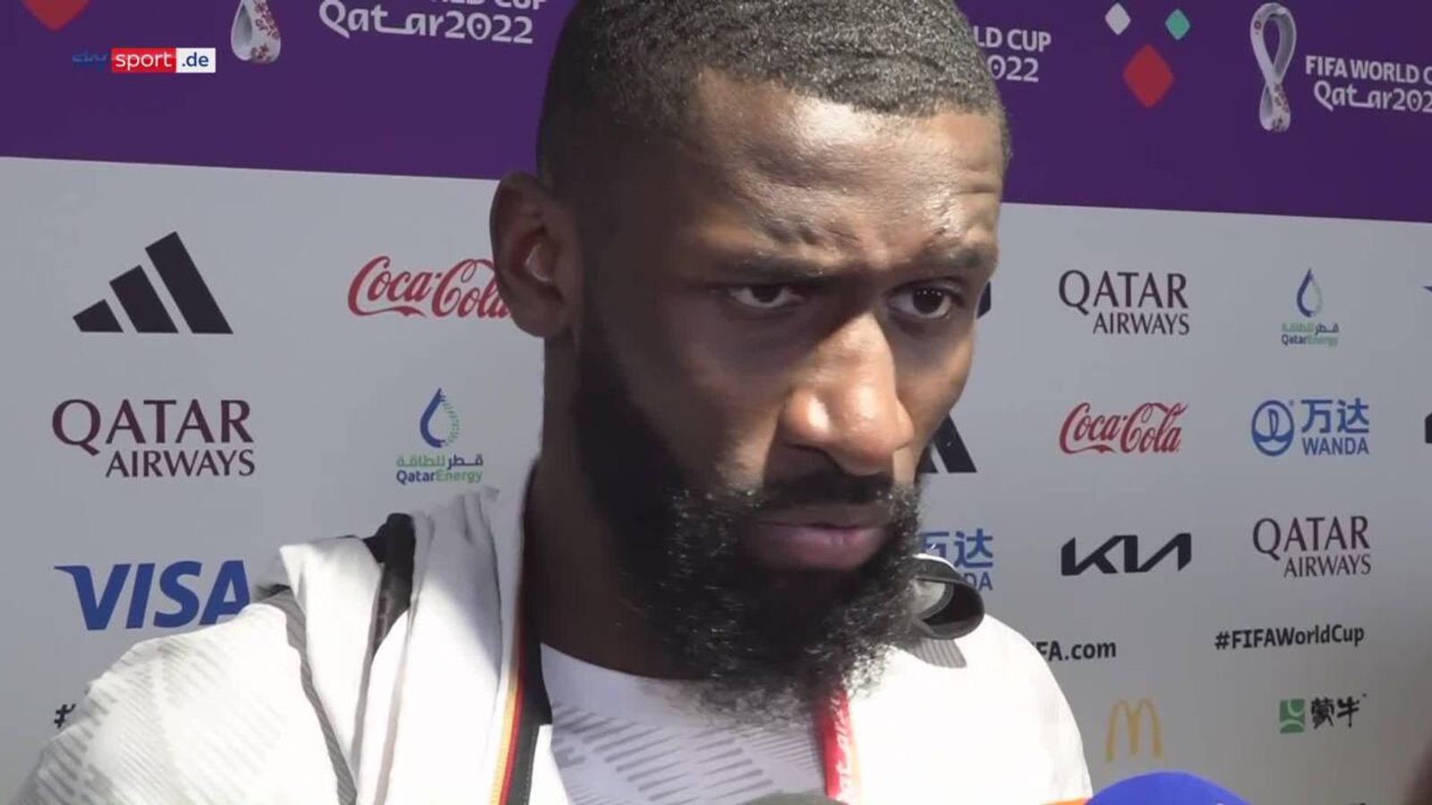 WM in Katar: Antonio Rüdiger stellt sich nach der Pleite gegen Japan ...
