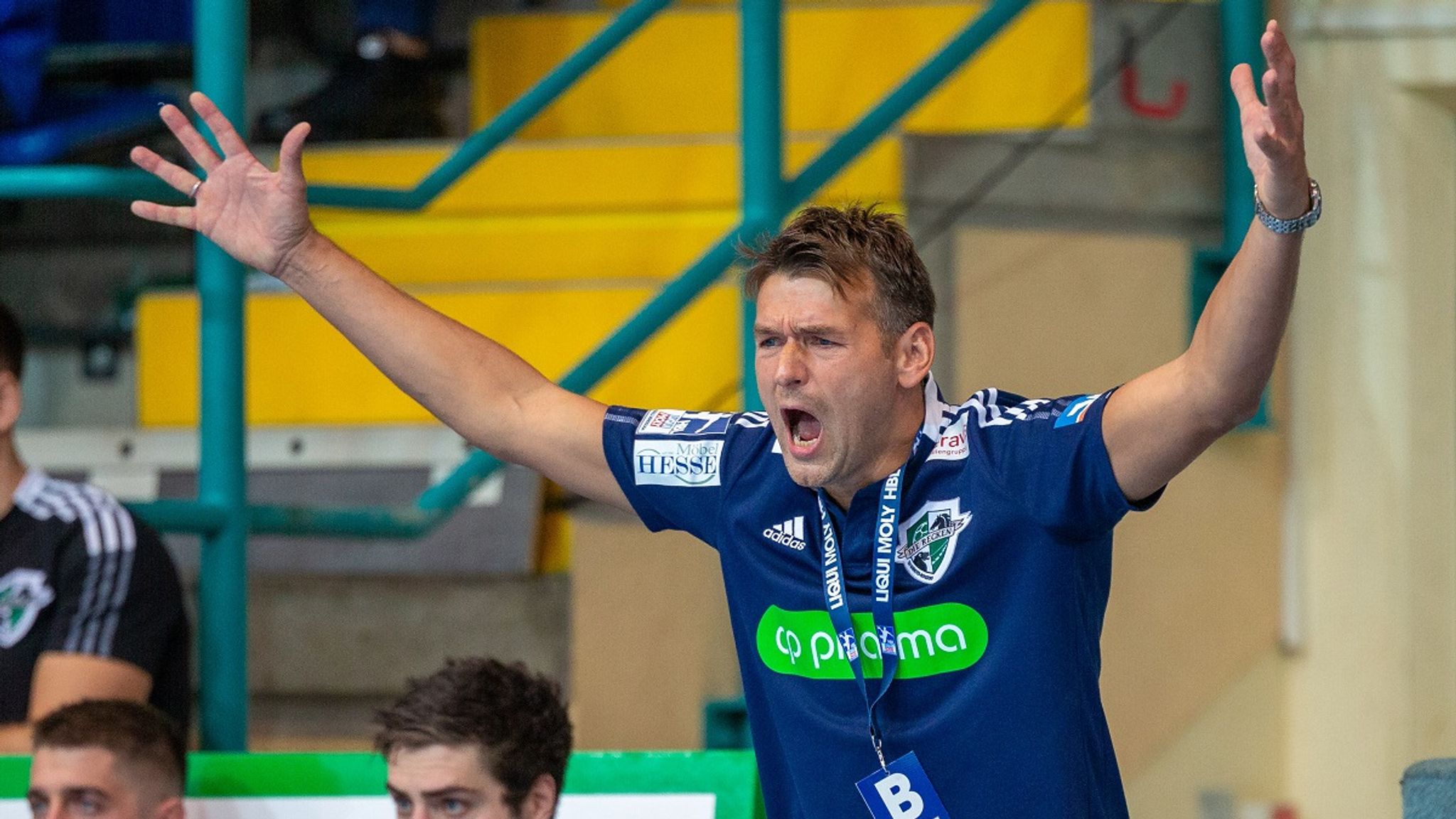 Handball: Hannover verlängert mit Trainer Prokop | Handball News | Sky ...