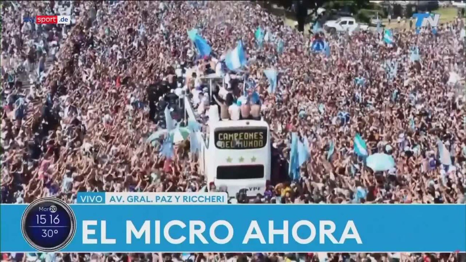 Spektakuläre Bilder aus Buenos Aires! Messi & Co. bei WM-Parade ...