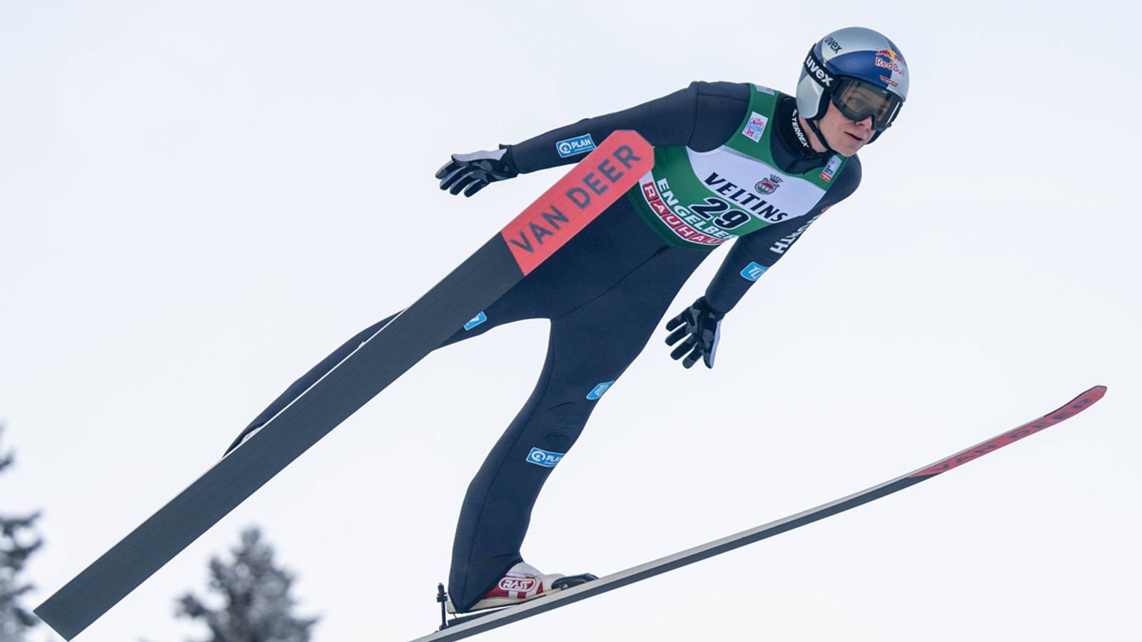 Skispringen: Anze Lanizek gewinnt Weltcup in Engelberg | Wintersport ...