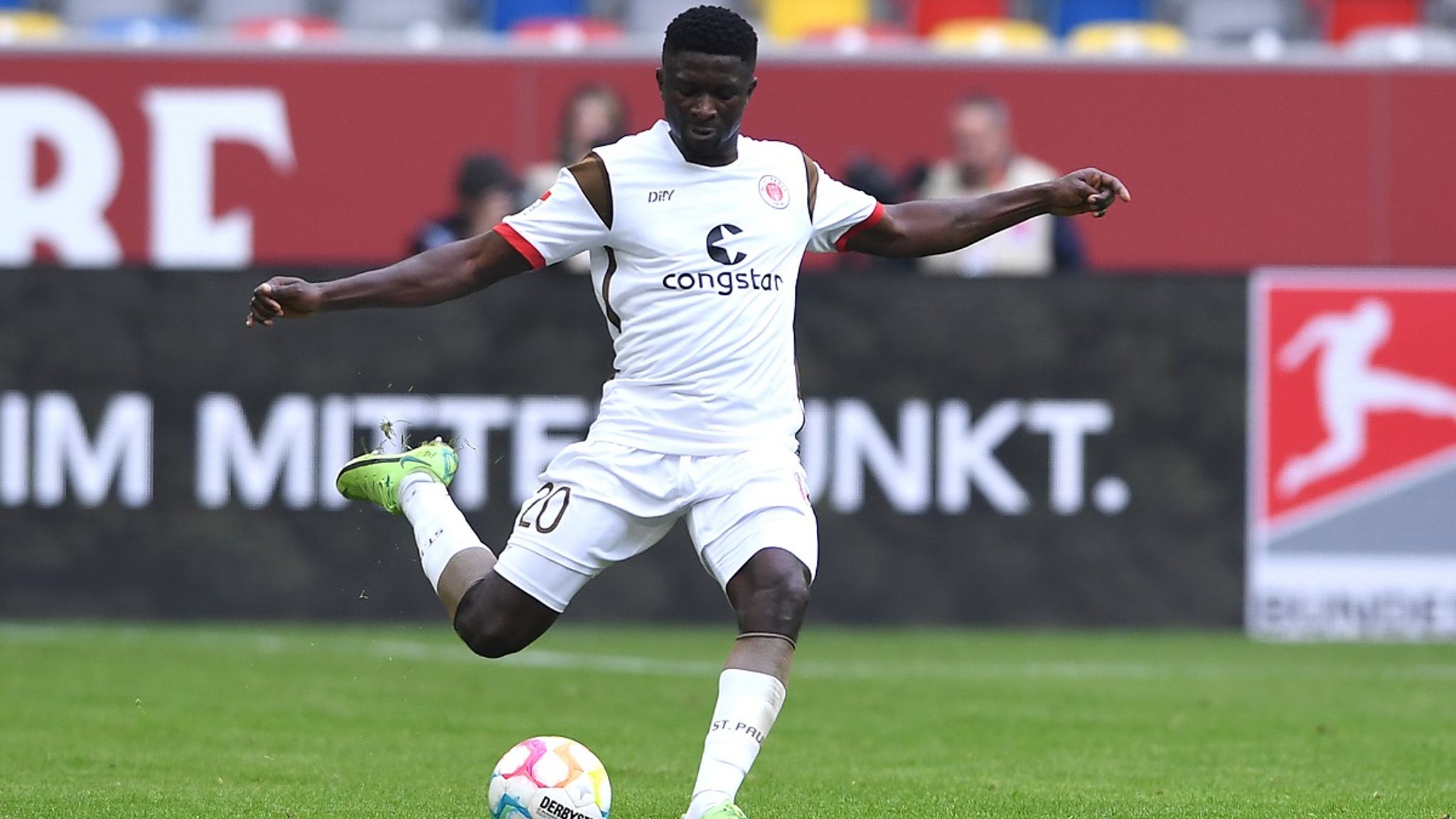 2. Bundesliga: Aremu verlängt bei St. Pauli | Fußball News | Sky Sport