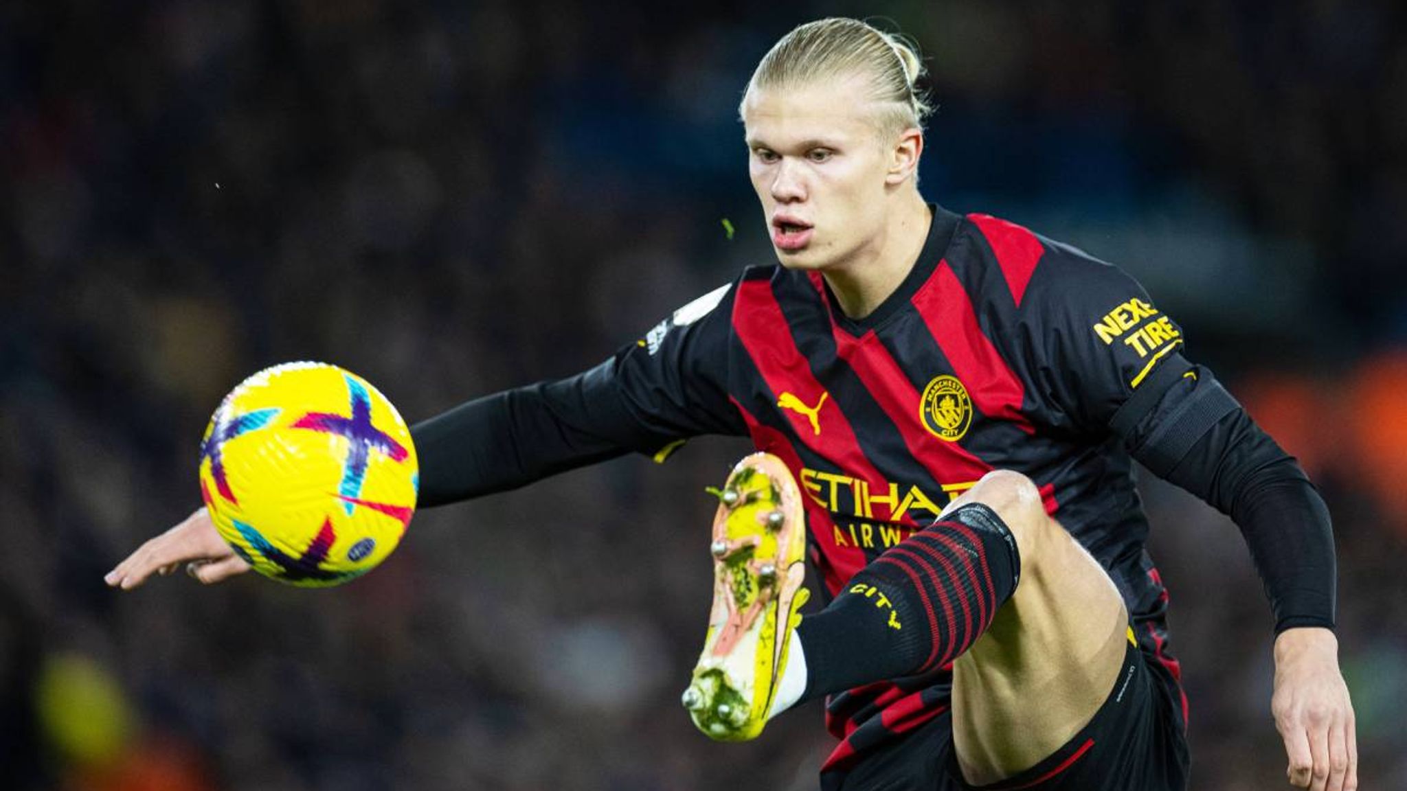 FC Bayern Transfer News: Daley Blind kommt als Ersatz für Lucas ...