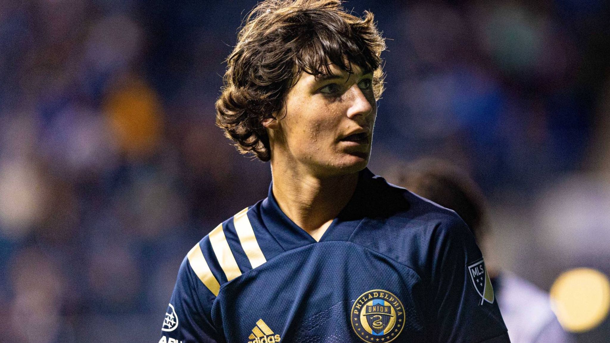 Bundesliga: Aaronson und Co.: Das sind die Winter Zu- und Abgänge ...