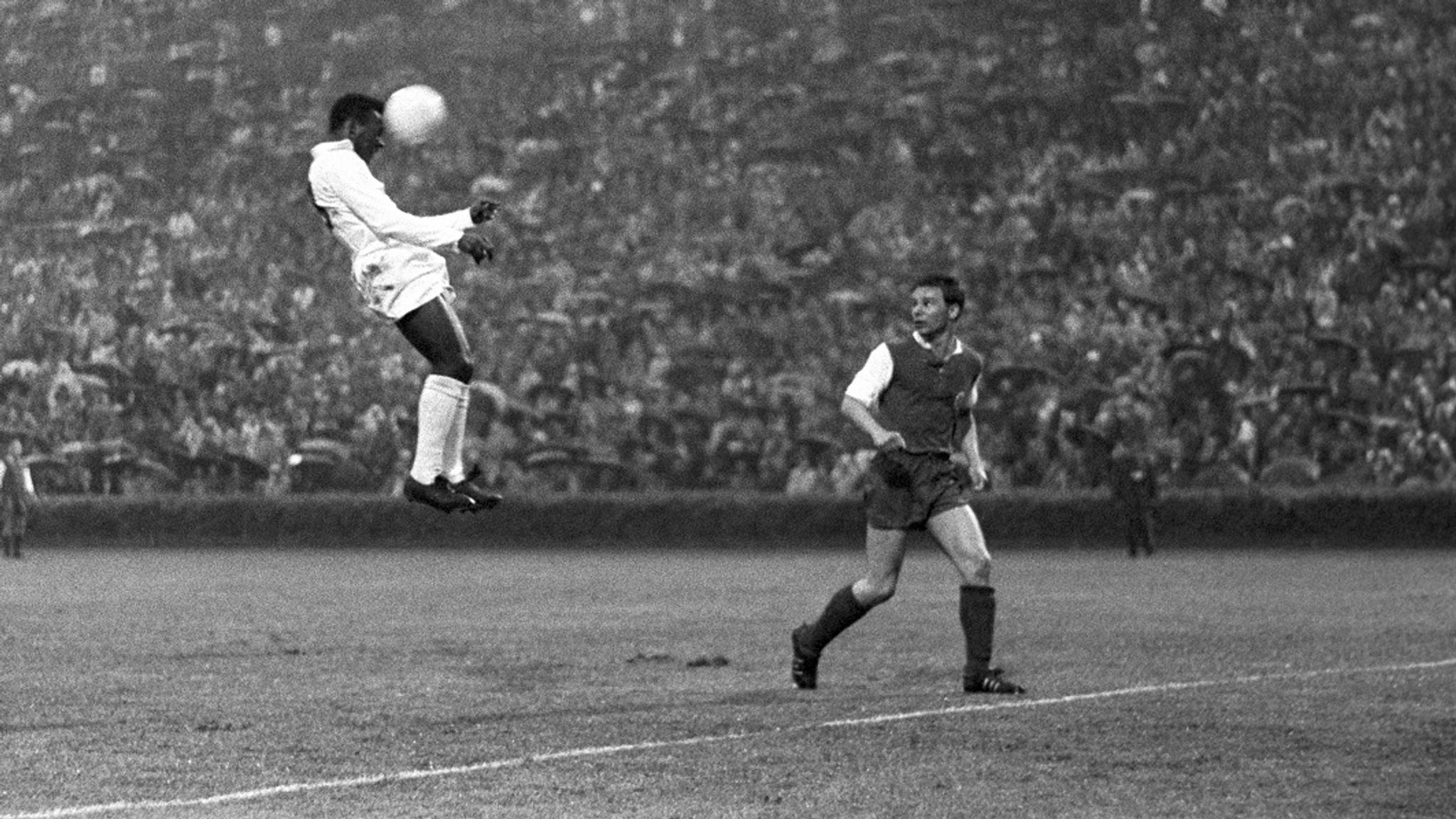 Bildergalerie: Fußball: Pele - eine brasilianische Legende | Fußball ...