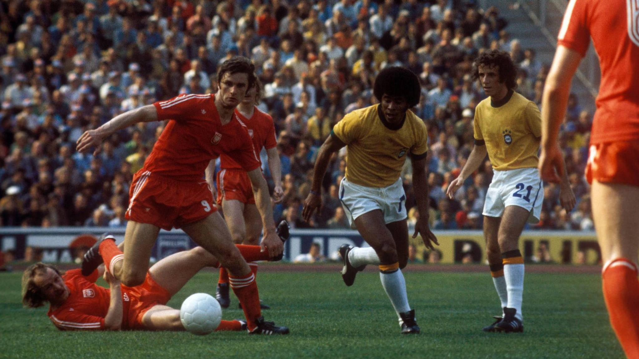 WM 2022: Lionel Messi wird bester Spieler der Weltmeisterschaft in ...