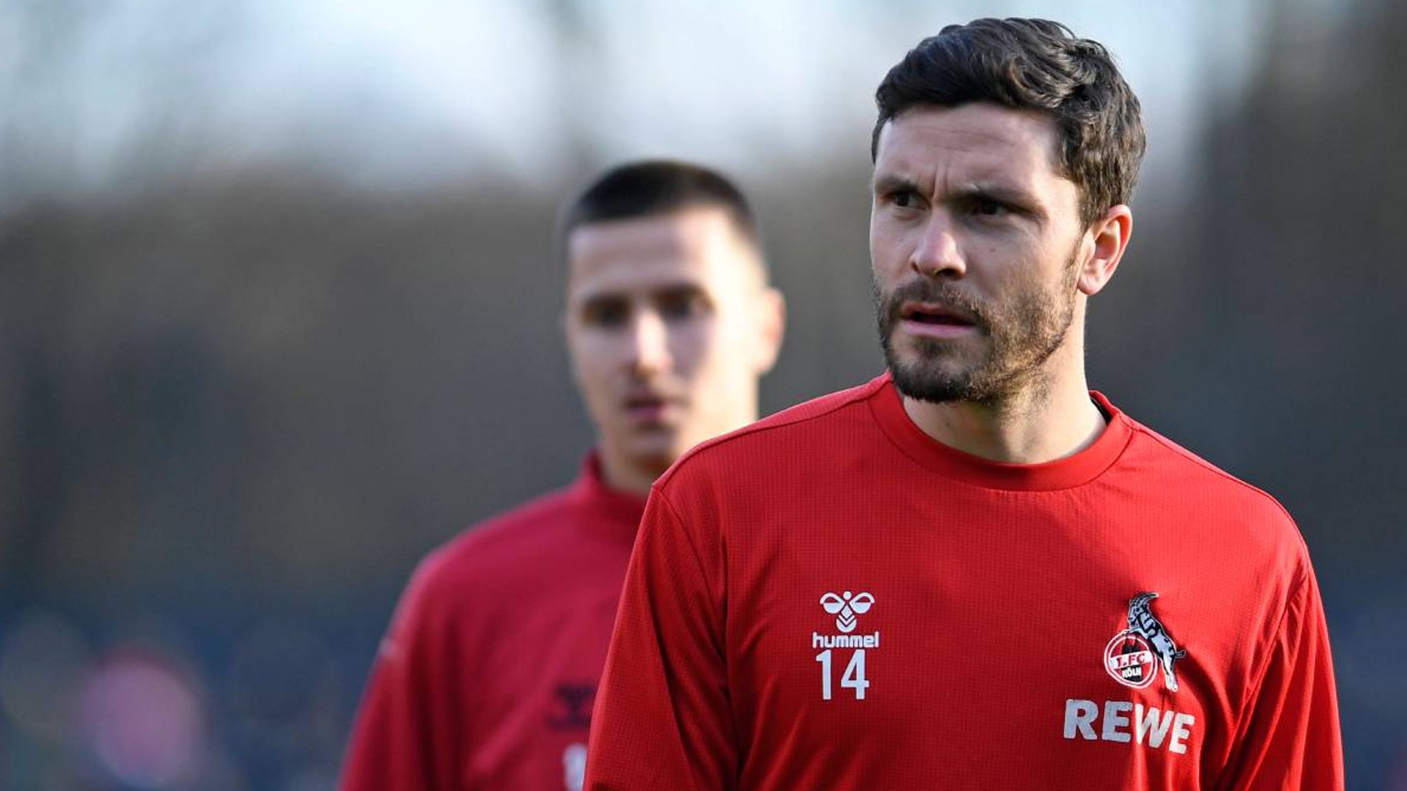 1. FC Köln: Jonas Hector noch nicht über Zukunft entschieden - Vertrag ...