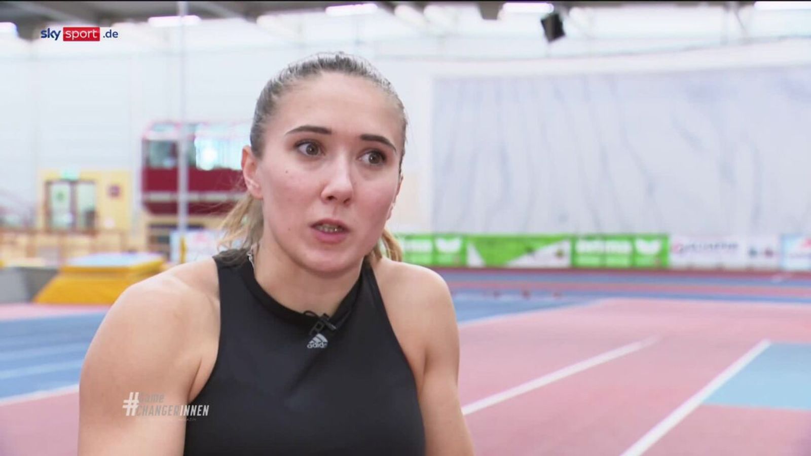 Gamechangerinnen: Rebekka Haase spricht über Depression & mentale ...