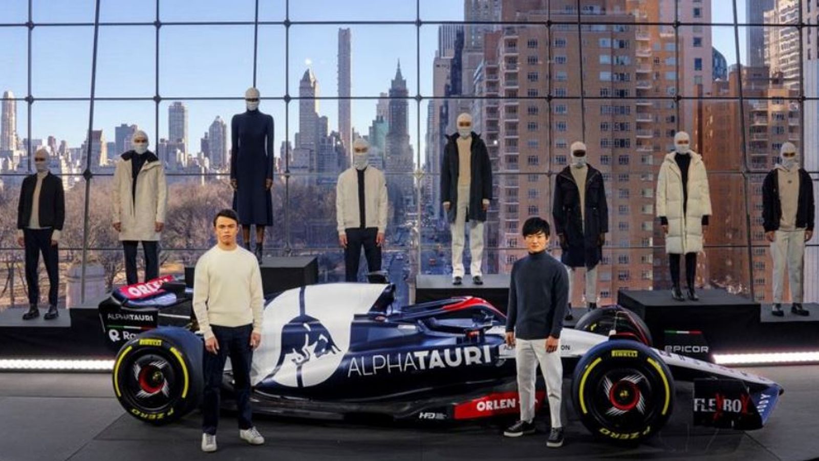 Formel 1: AlphaTauri stellt neuen AT04 in New York vor | Formel 1 News ...