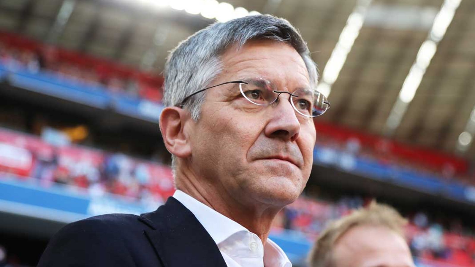 FC Bayern: Herbert Hainer kritisiert Manuel Neuer scharf | Fußball News ...