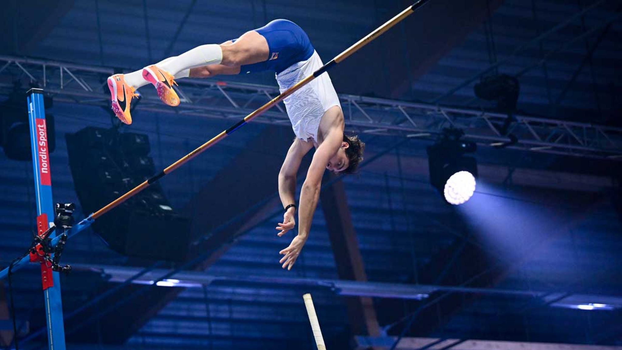 ISTAF Indoor in Berlin: Stabhochsprung-Star Duplantis verpasst ...