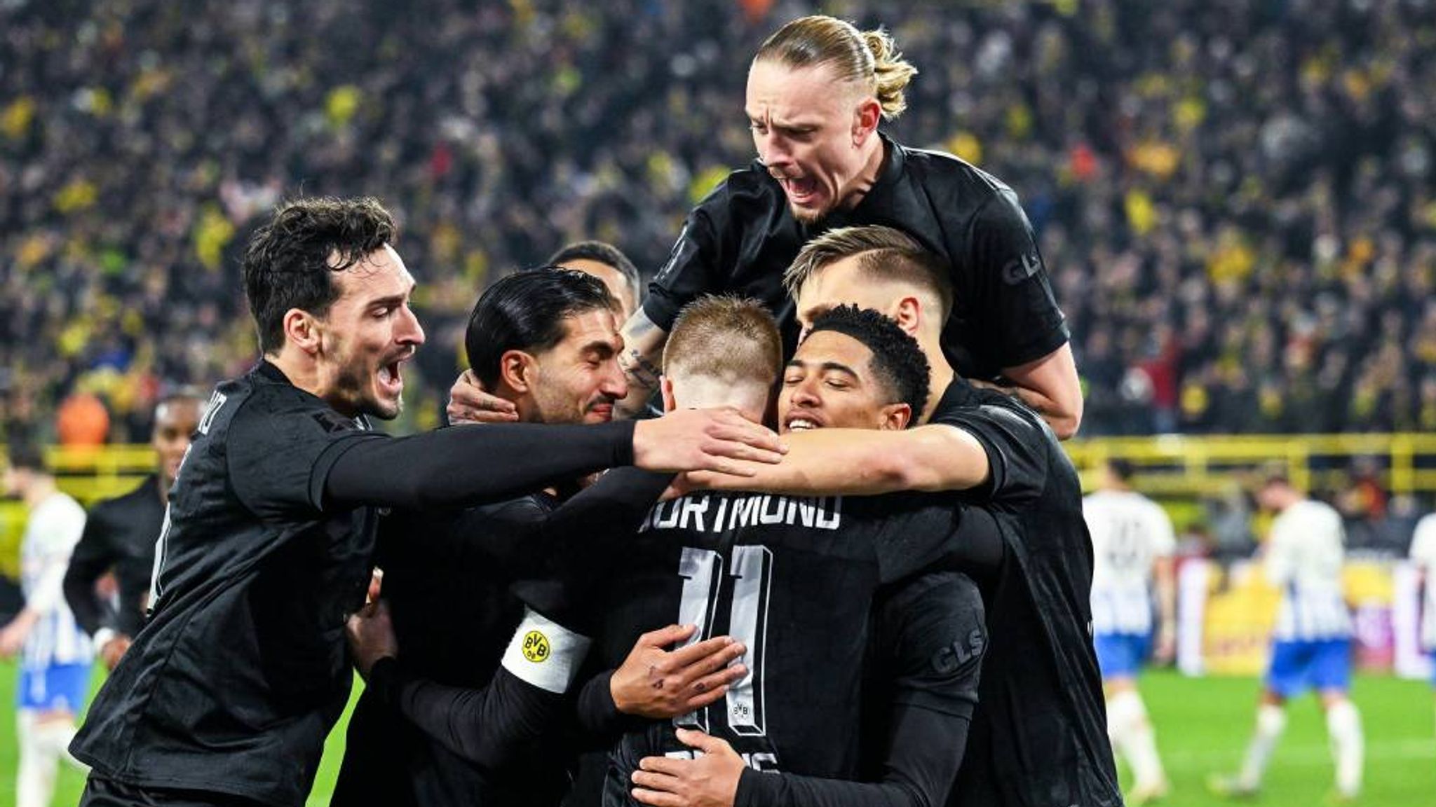 Bundesliga: BVB gewinnt gegen Hertha BSC dank Adeyemi, Malen & Reus ...