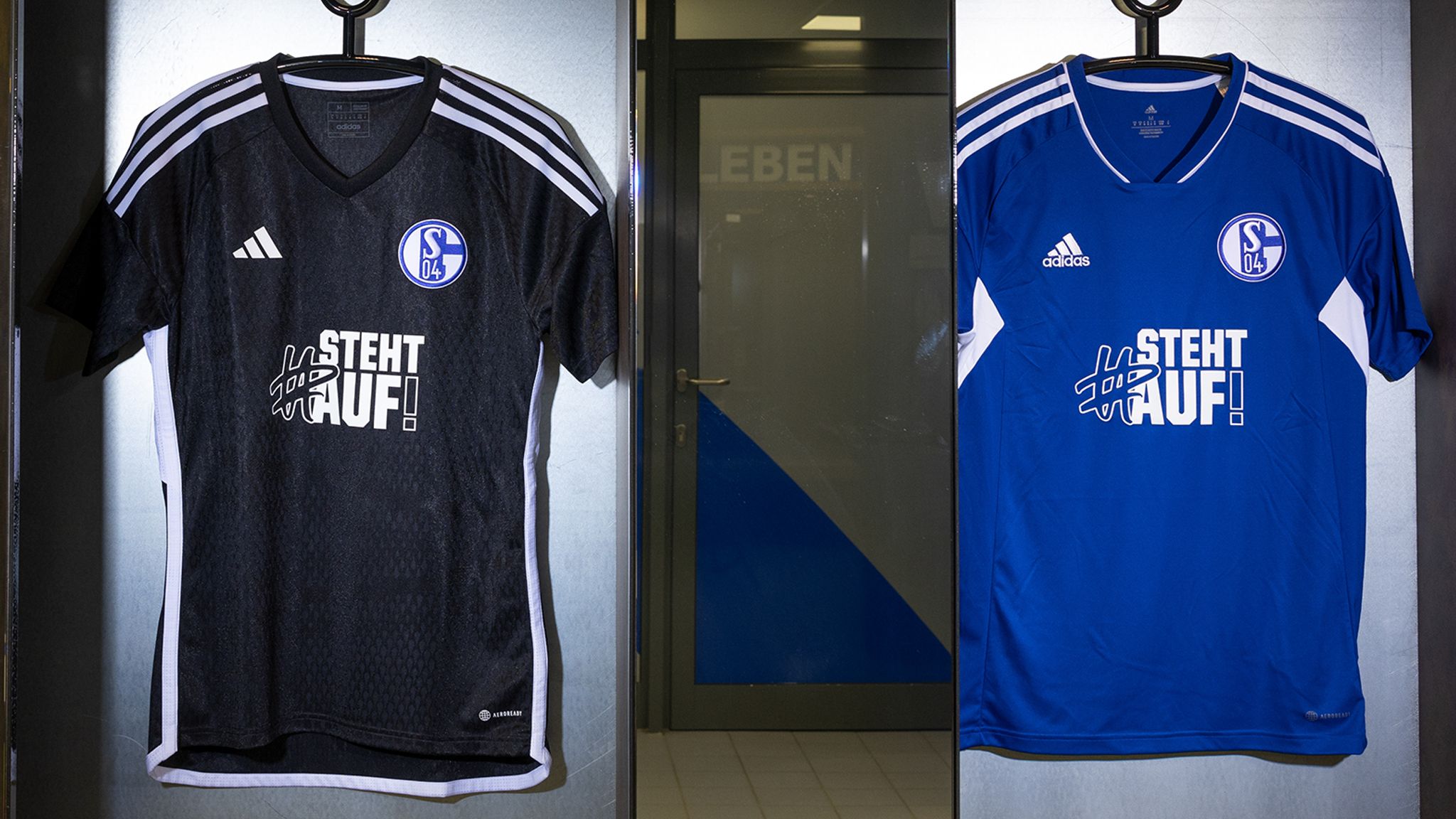 FC Bayern: Sonder-Trikot geleakt - 50 Jahre Olympiastadion | Fußball ...