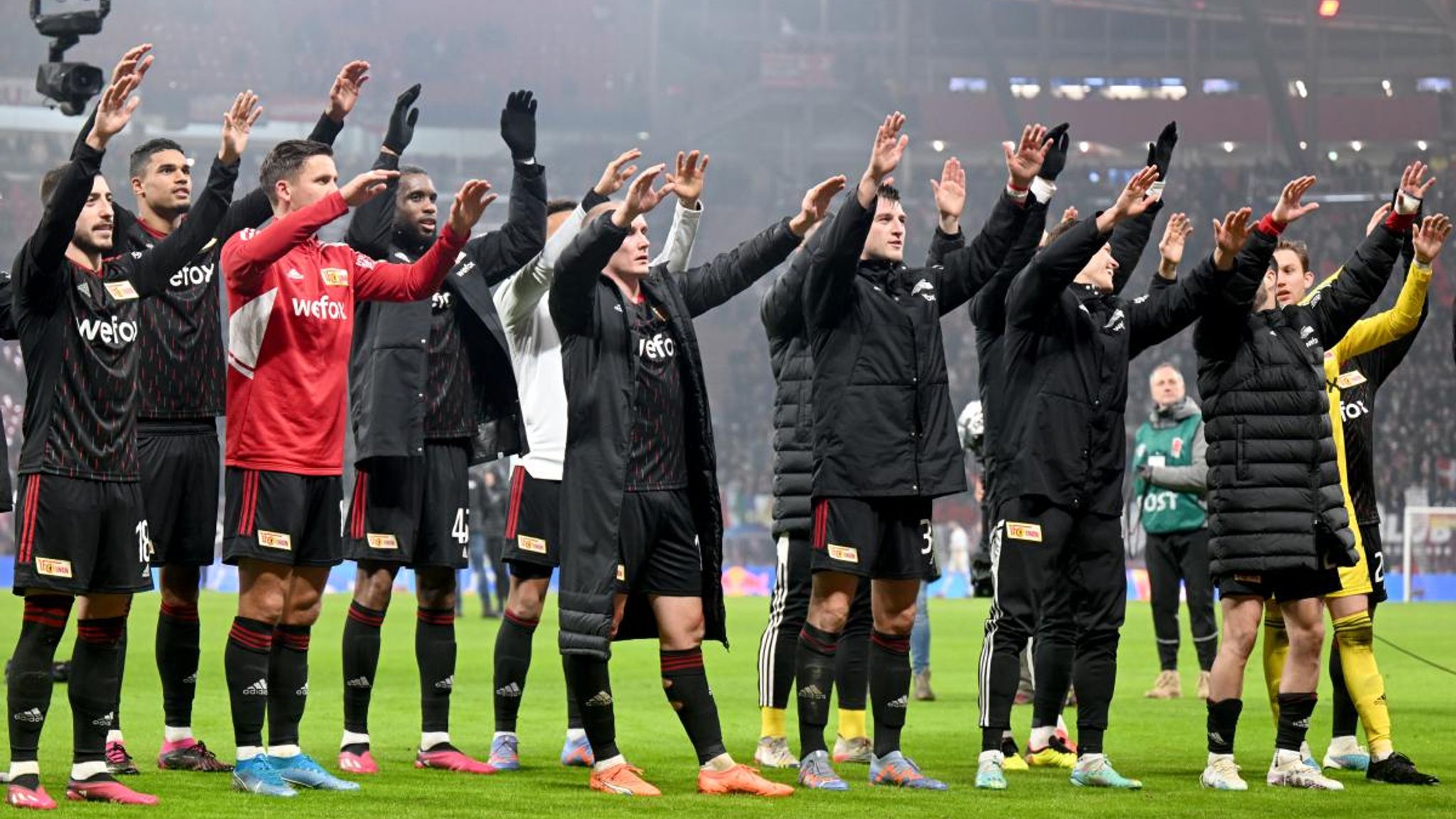 Bundesliga: Union Berlin nach Sieg über RB Leipzig weiter im Titelkampf ...