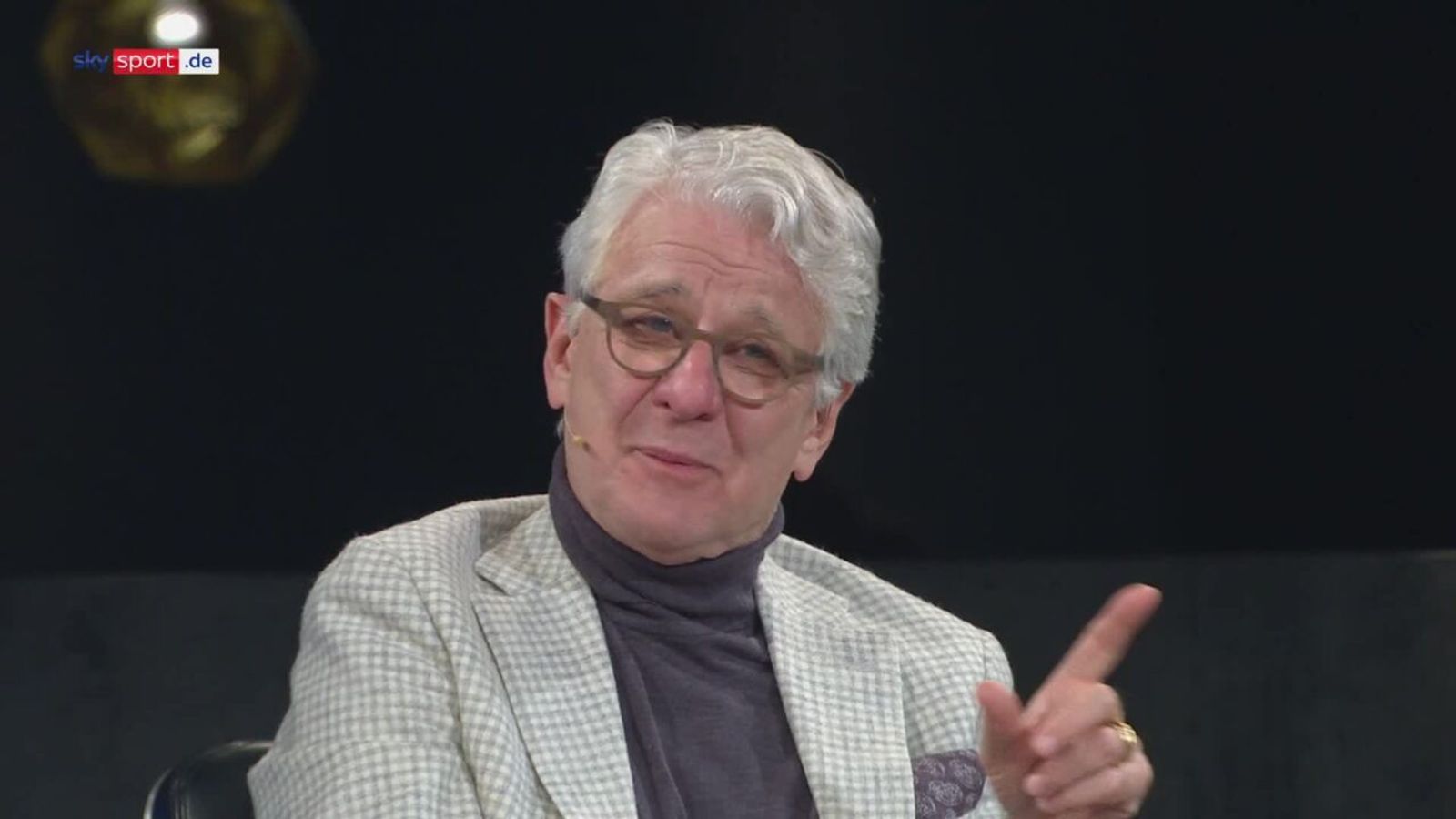 Bundesliga: Reif hält Sane für unbelehrbar | Fußball News | Sky Sport