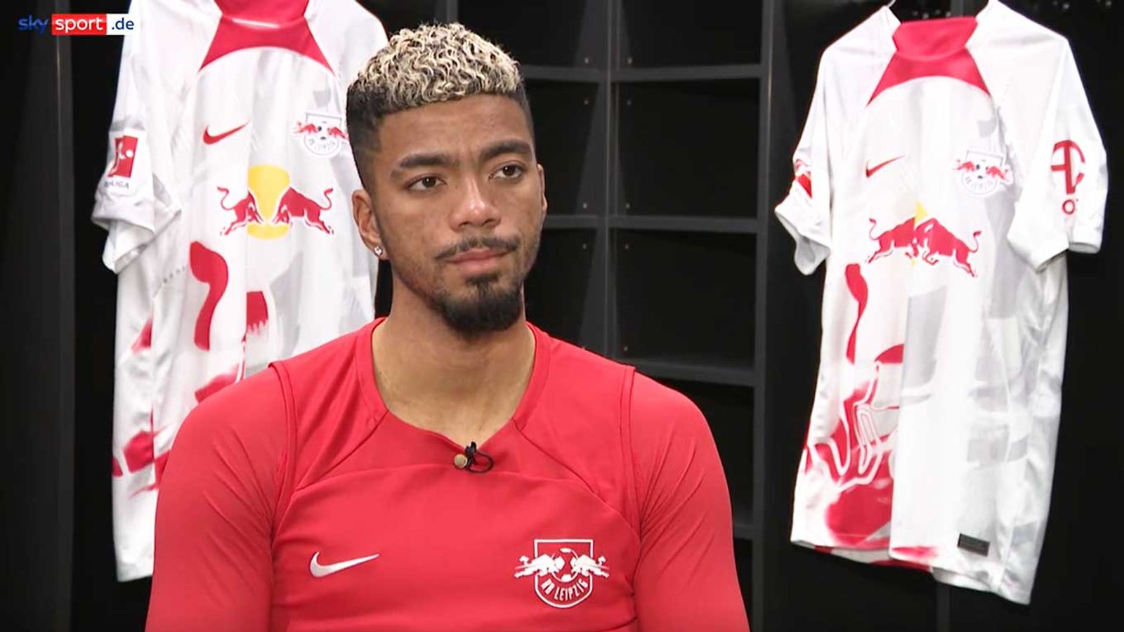 RB Leipzig: Benjamin Henrichs spricht bei Sky über das BVB-Spiel, Rose ...