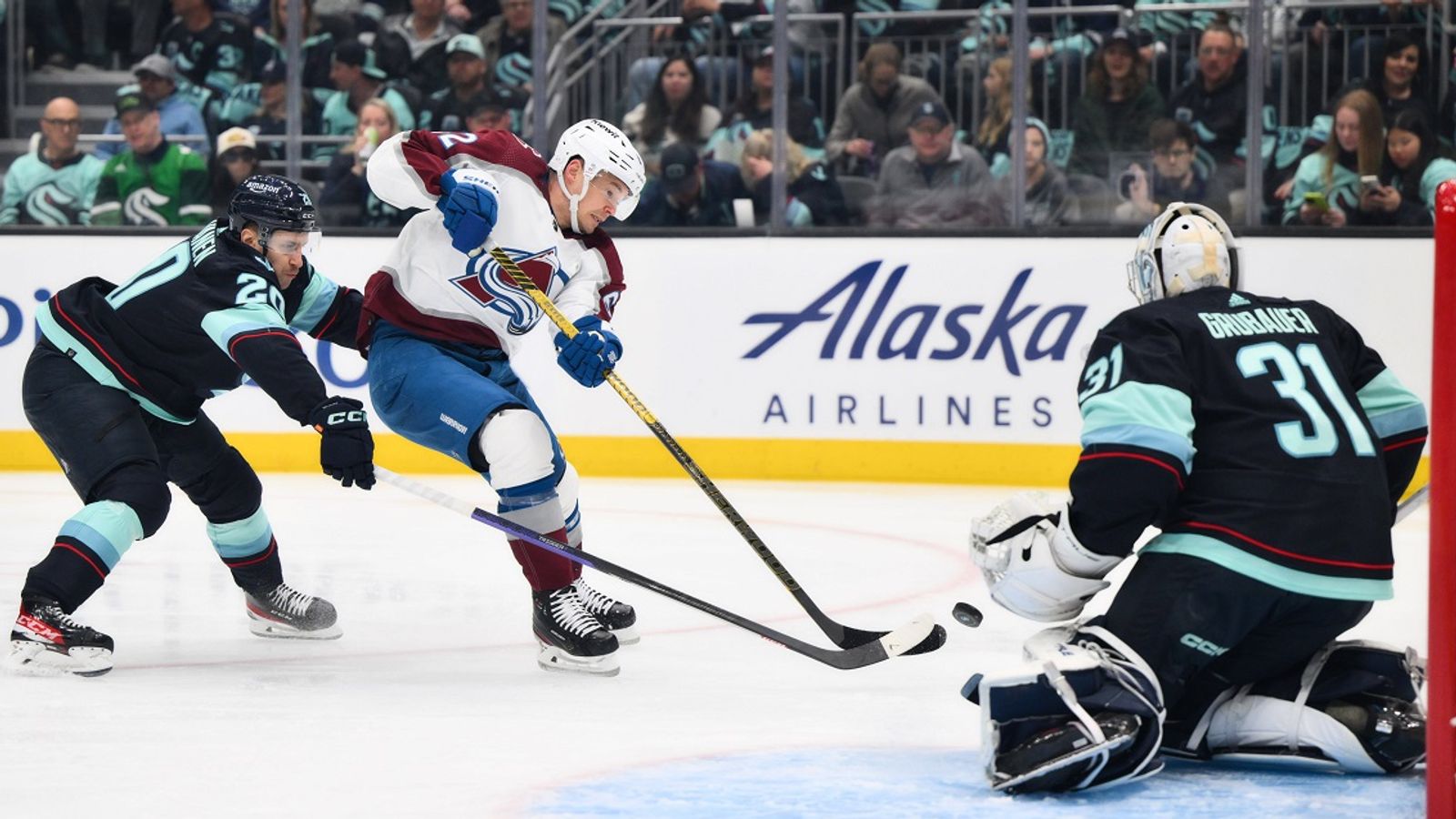 NHL: Grubauer verliert gegen Colorado bei Seattles erstem Playoff ...