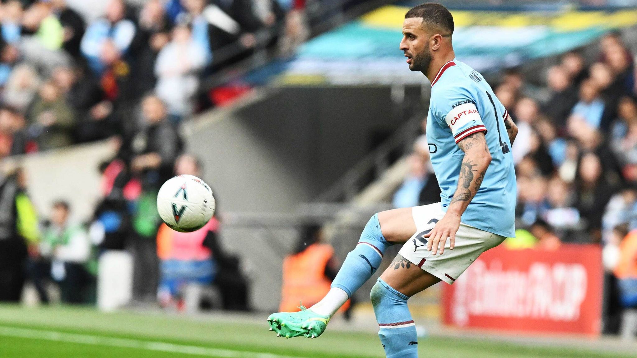 FC Bayern: Thomas Tuchel überzeugt Kyle Walker, Verhandlungen mit Manchester City | Transfer ...