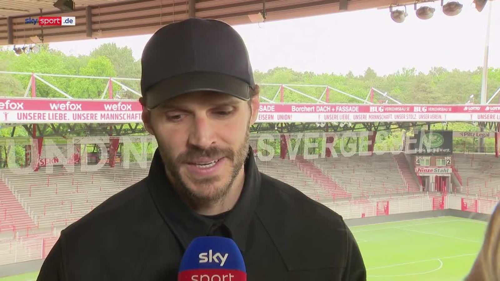 Union Berlin: Christopher Trimmel im Sky Interview | Fußball News | Sky ...
