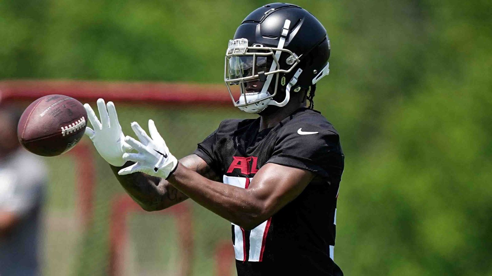 NFL: Atlanta Falcons bekommen Vermarktungsrechte für Deutschland | NFL ...