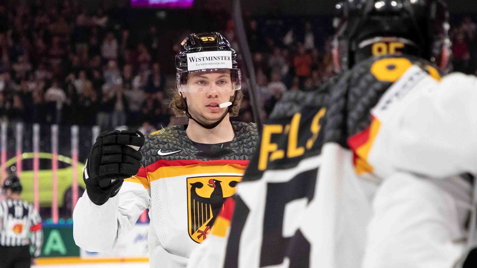 Eishockey-WM: Moritz Seider und J. J. Peterka im All-Star-Team ...