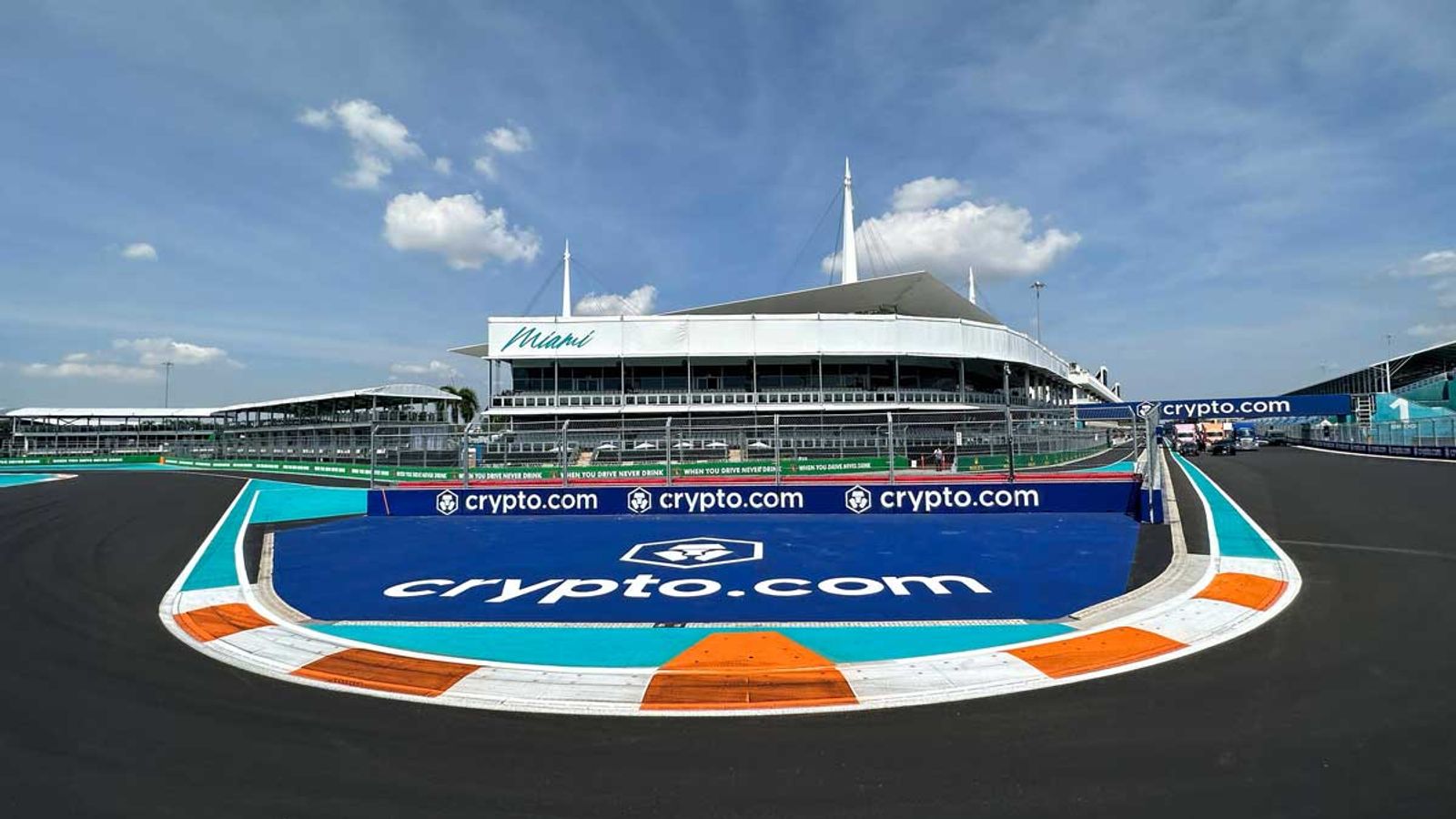 Formel 1: Miami-GP könnte auch ohne unmittelbaren Regen unterbrochen ...