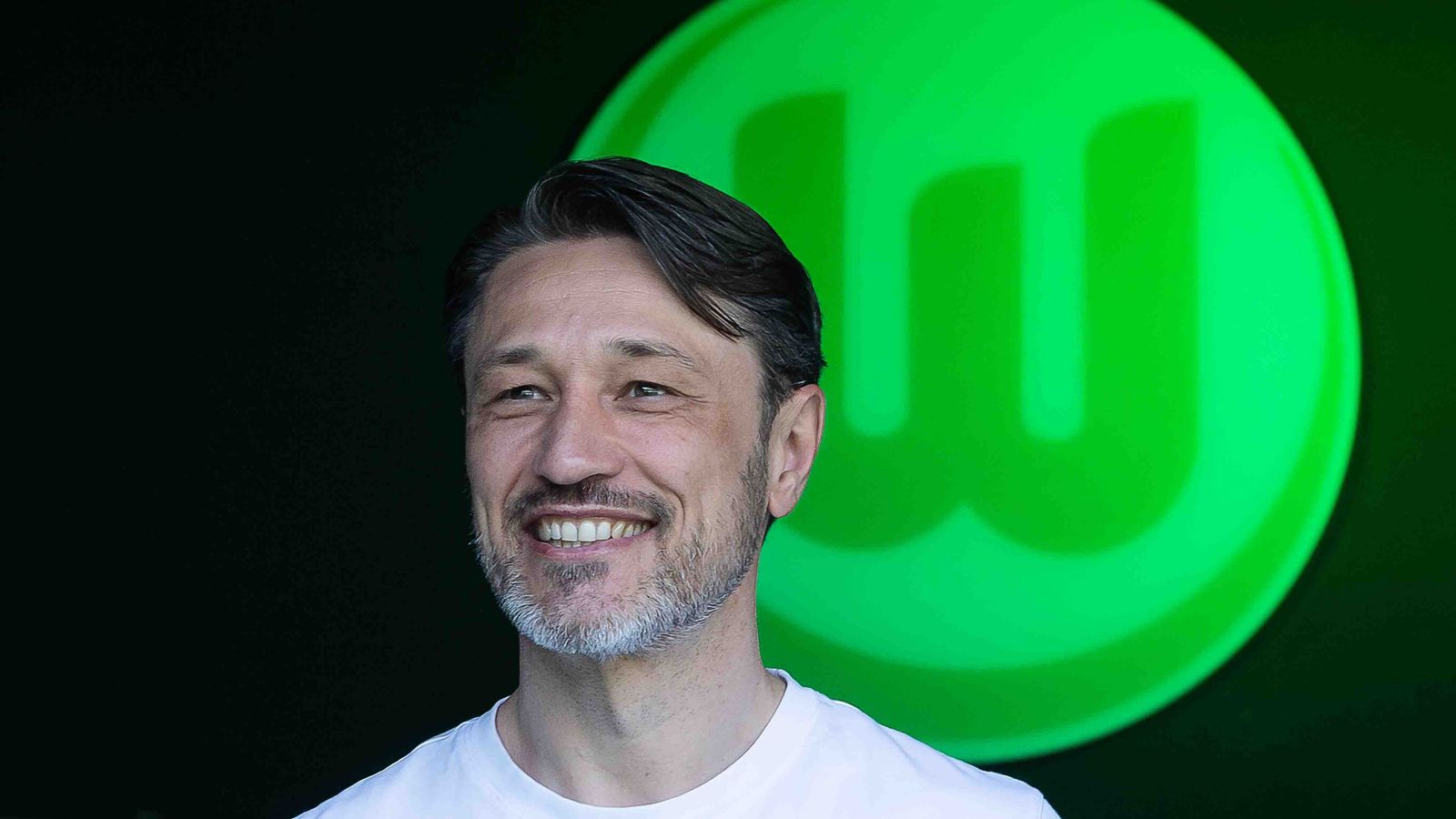 VfL Wolfsburg Transfer: Nmecha-Abgang und viele Neue - Wölfe wollen nach Europa | Fußball News ...