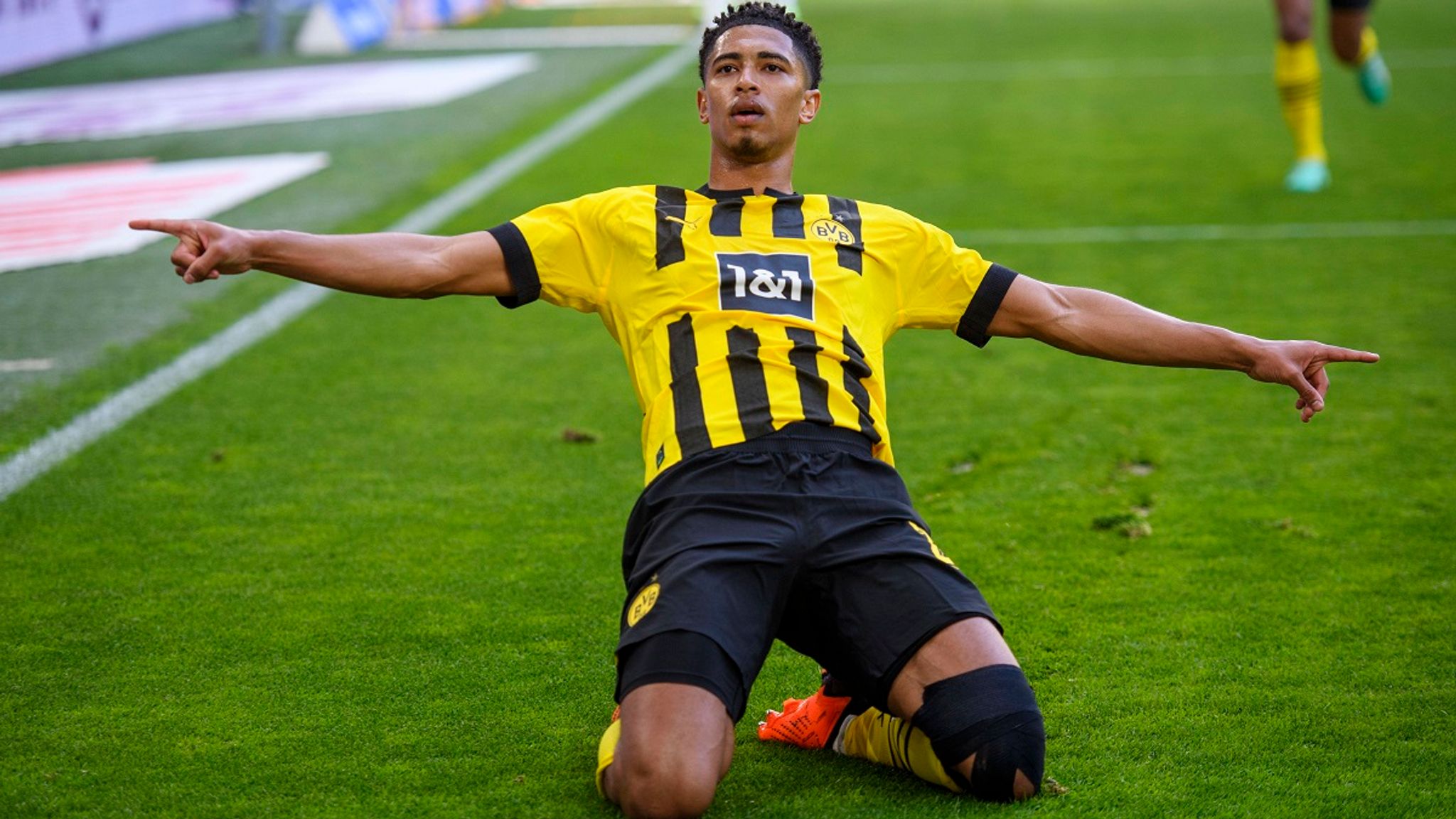 Borussia Dortmund: Jude Bellingham mit Auszeichnung als bester Spieler ...