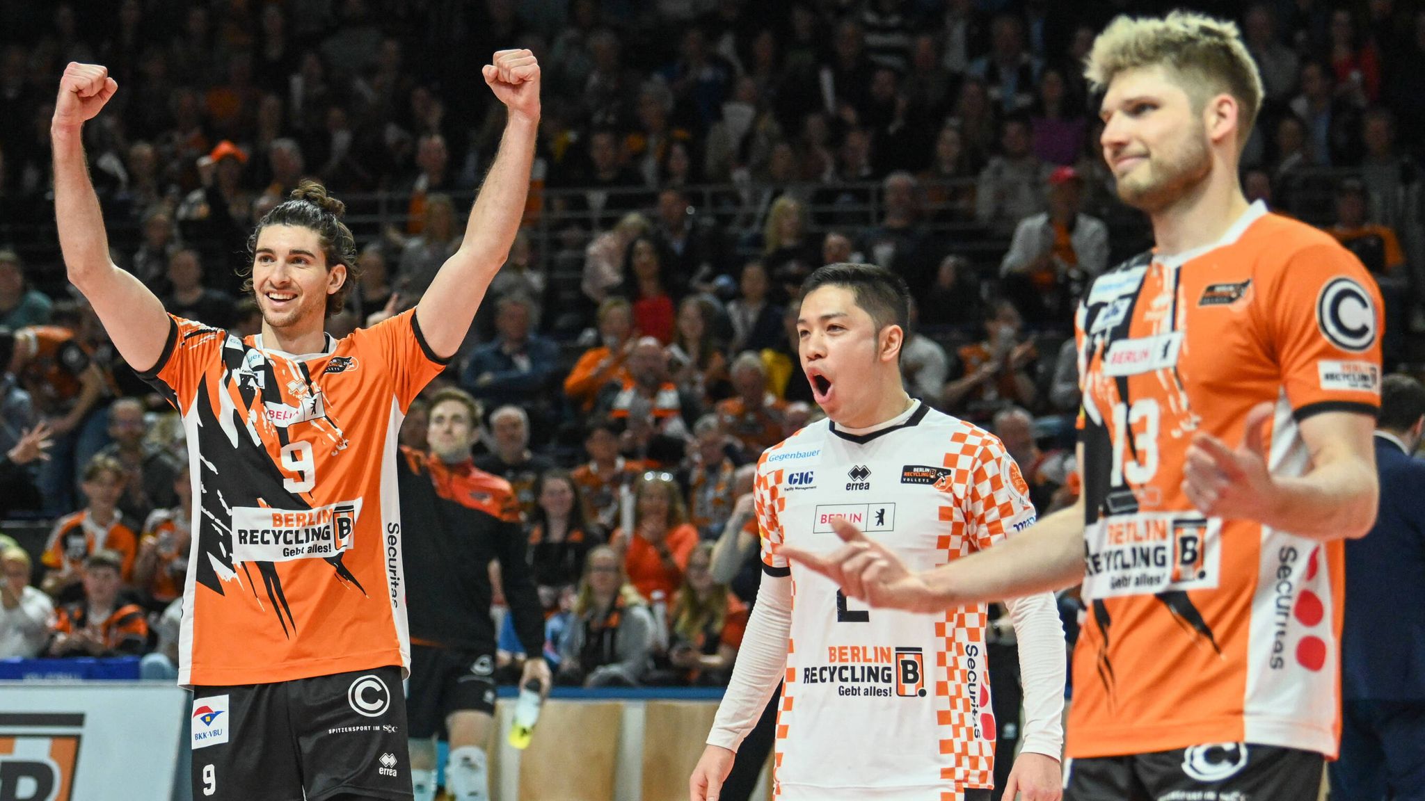 Volleyball: Berlin Recycling Volleys krönen sich erneut zum deutschen ...